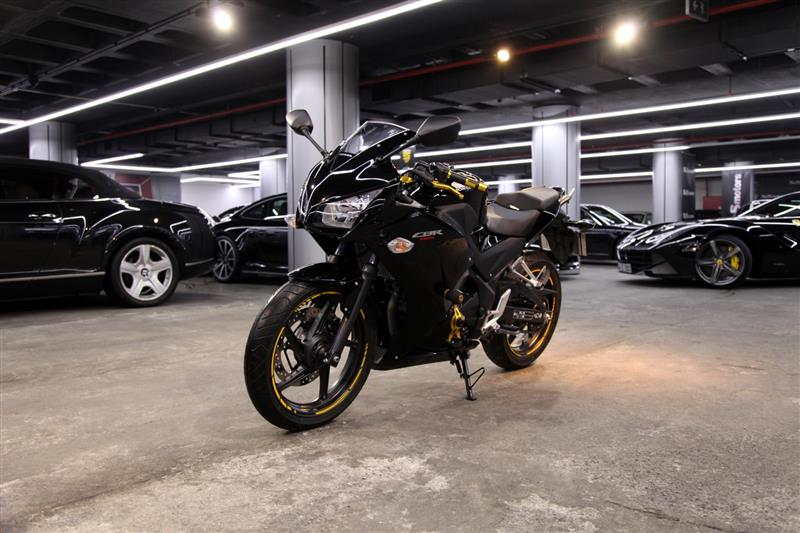 Honda CBR 250R