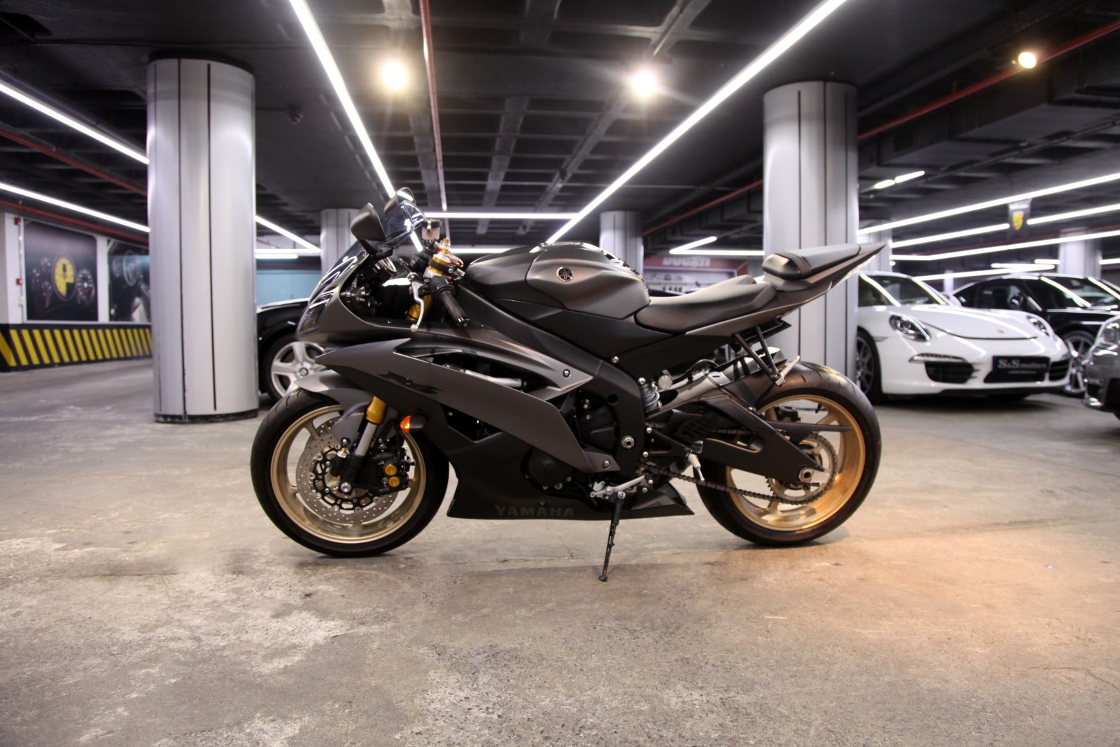 Yamaha YZF R6