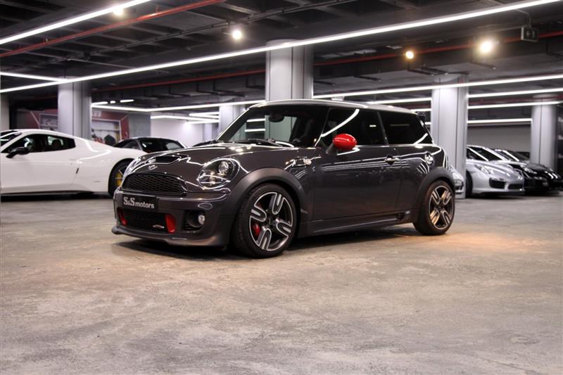 Mini John Cooper Works GP2