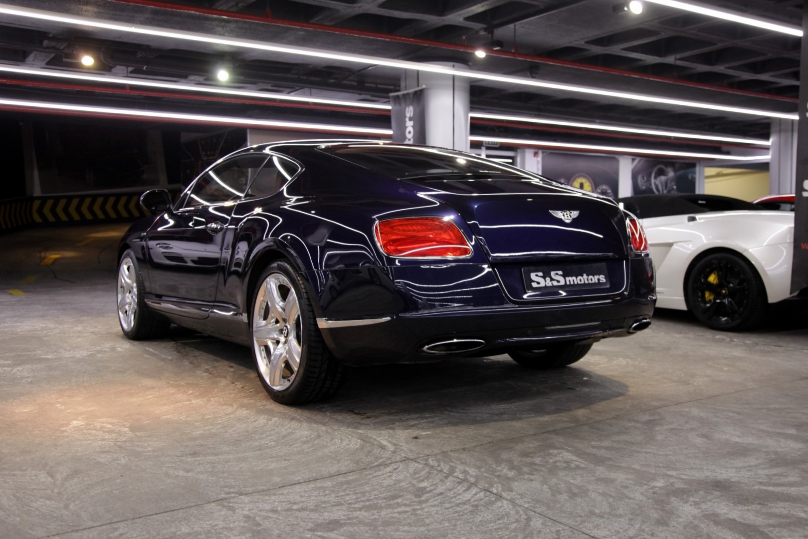 Bentley Continental GT V12