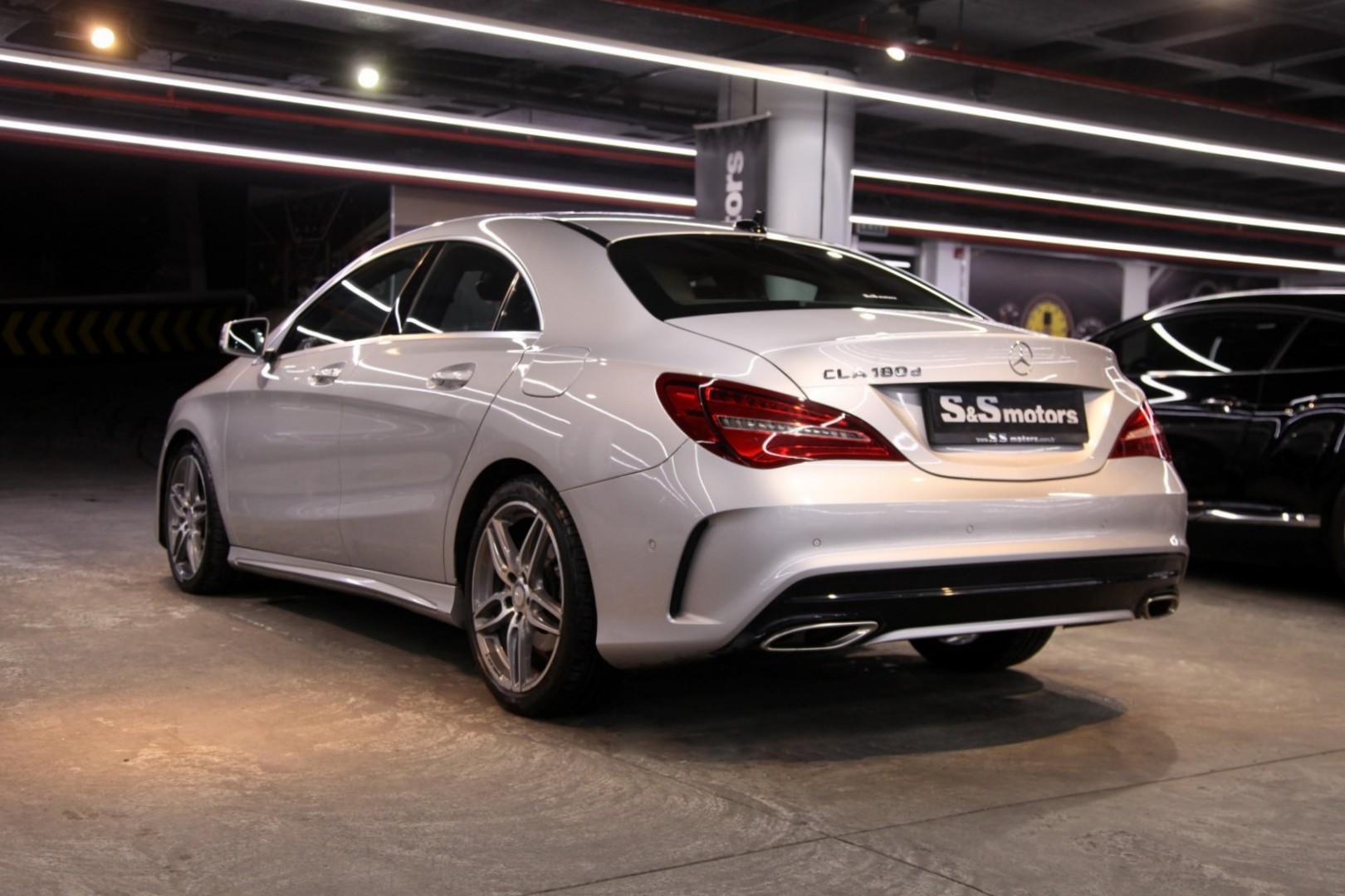 Mercedes Benz CLA 180d AMG