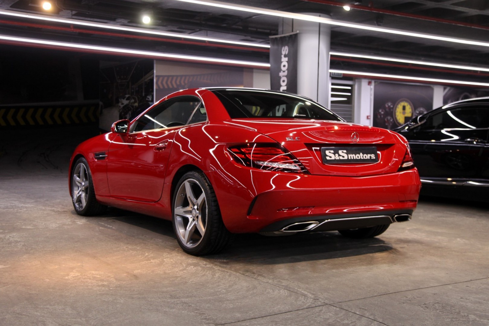 Mercedes Benz SLC 180 AMG