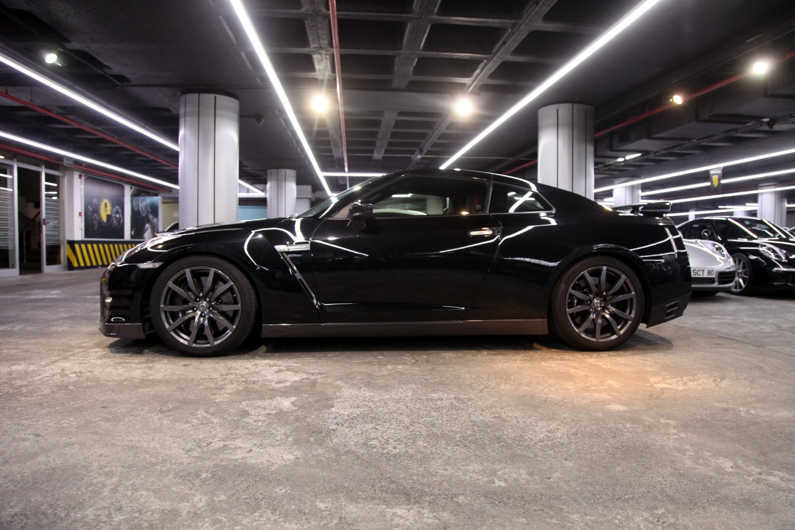 Nissan Skyline GT-R 35 Black Edition