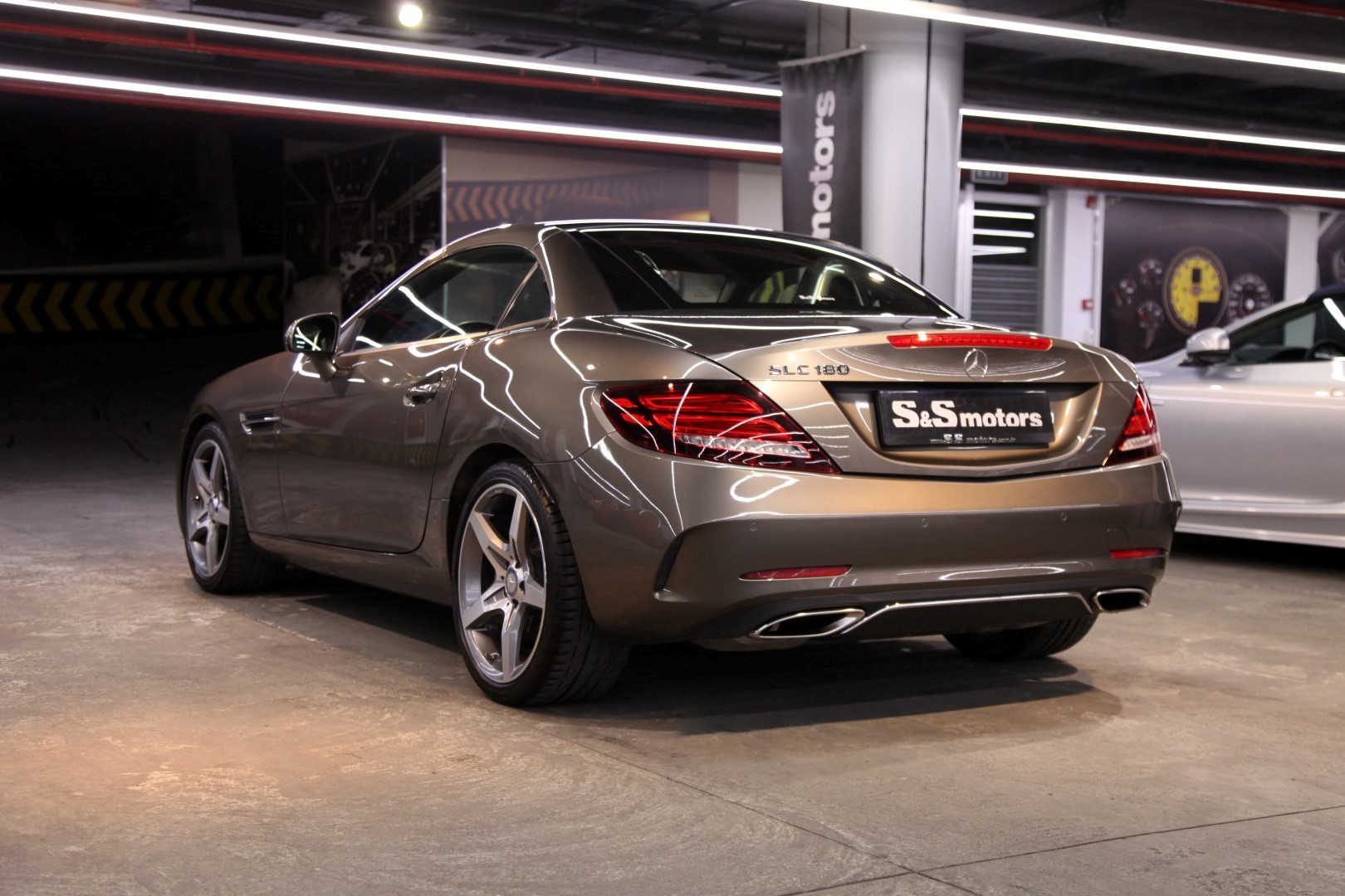 Mercedes Benz SLC 180 AMG