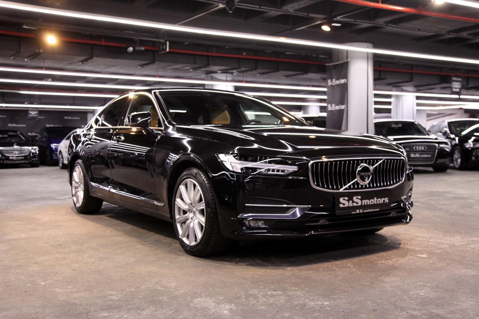 Volvo S90 2.0D D5 AWD Inscription & Xenium III