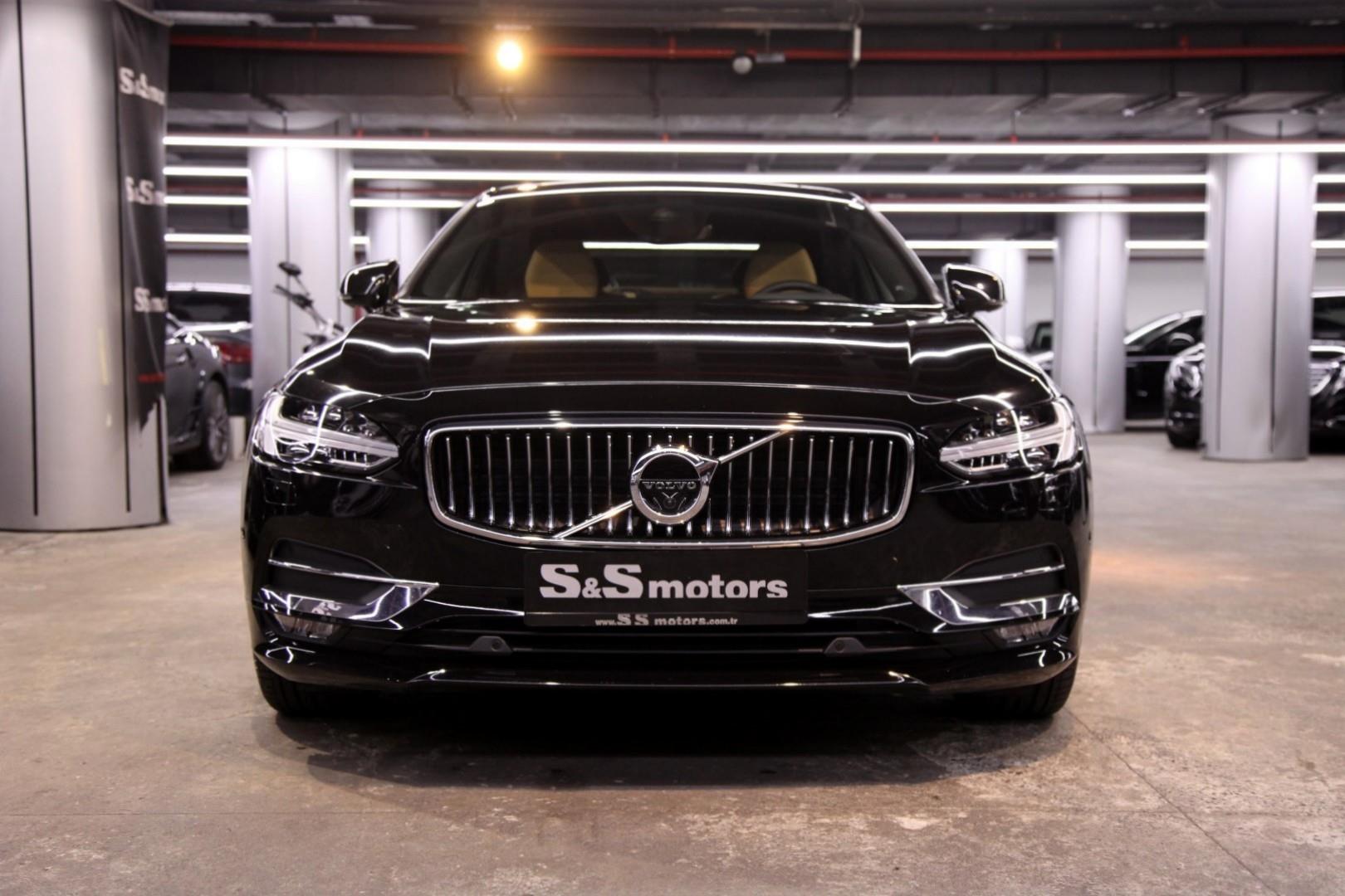 Volvo S90 2.0D D5 AWD Inscription & Xenium III