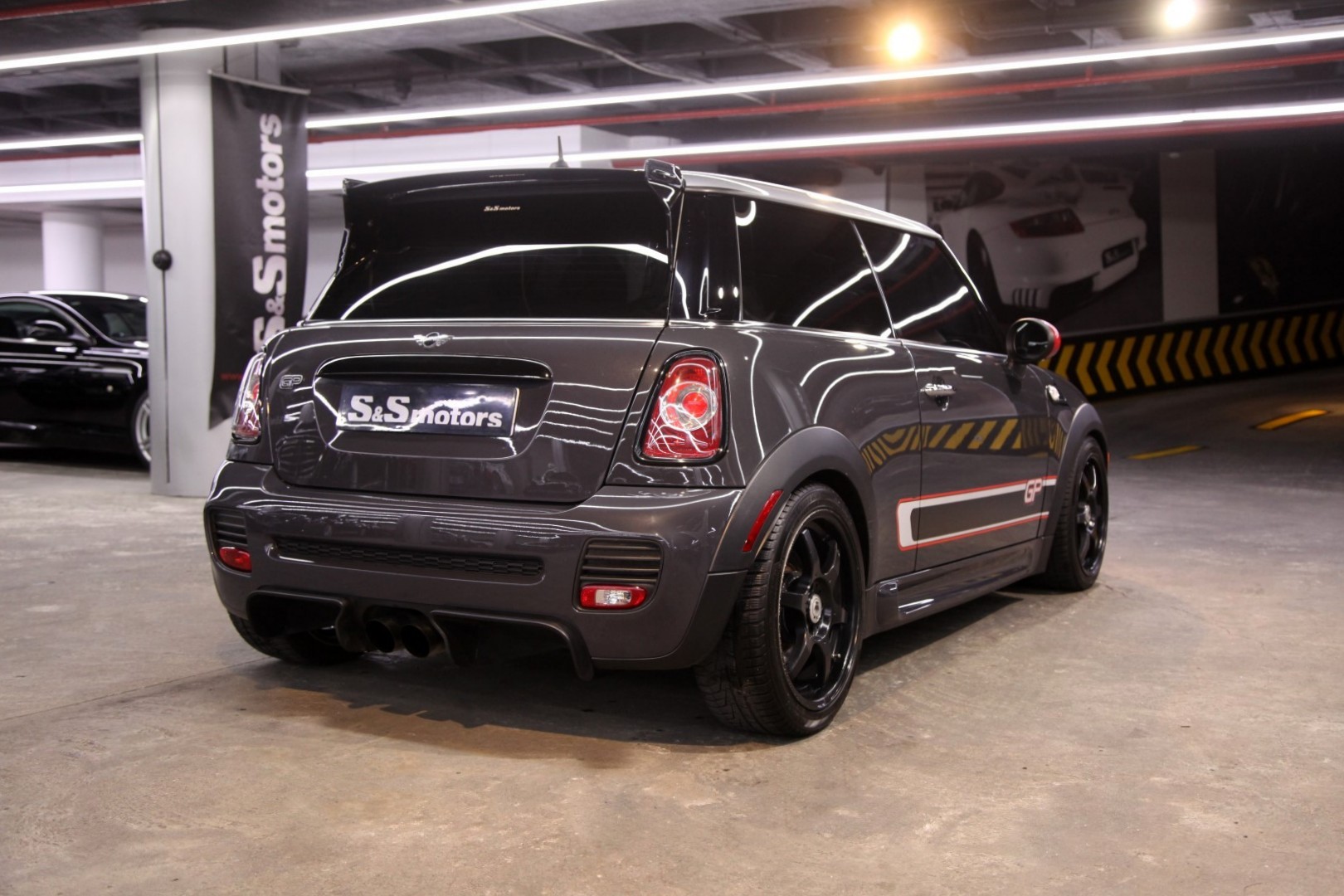 Mini John Cooper Works GP2