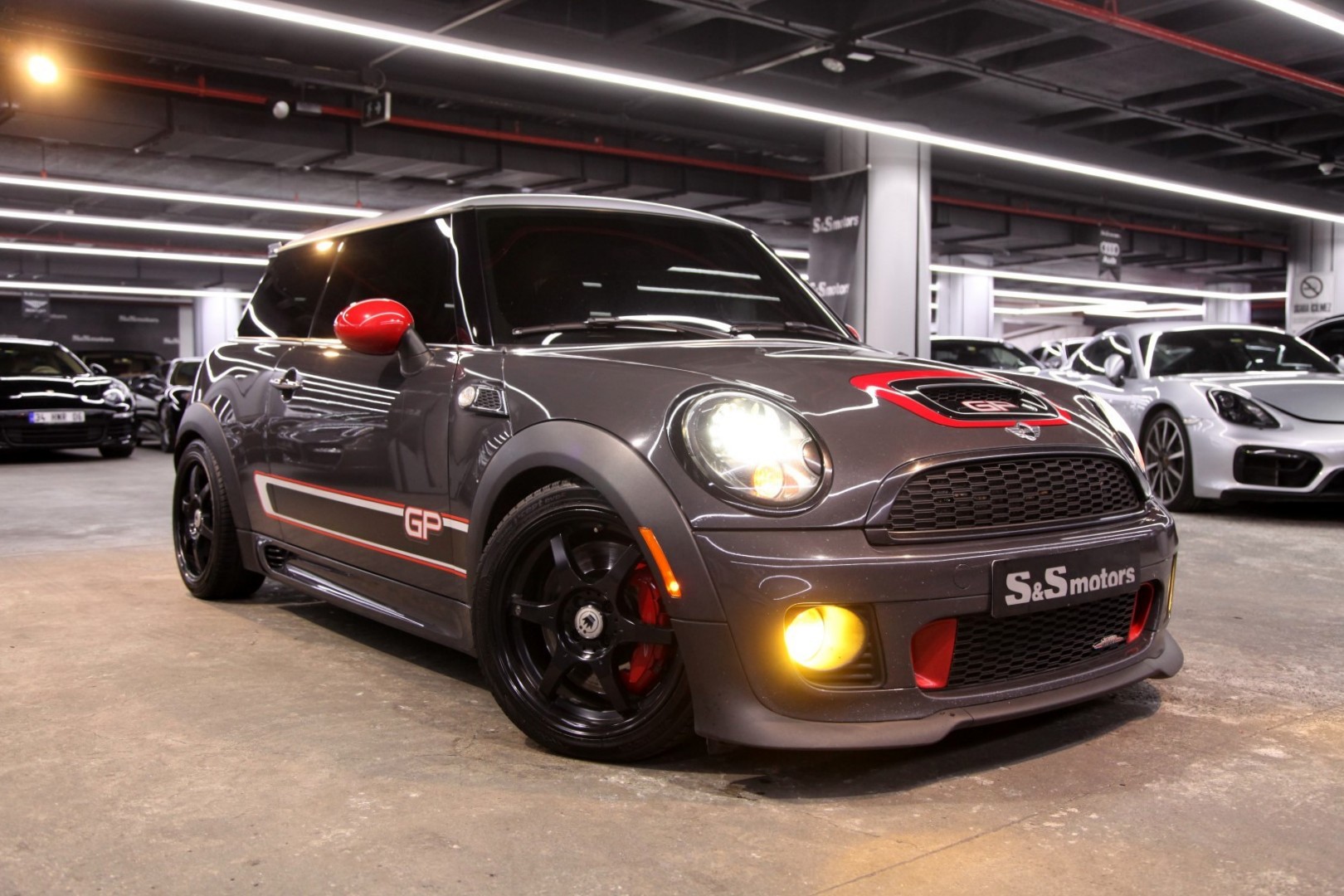 Mini John Cooper Works GP2