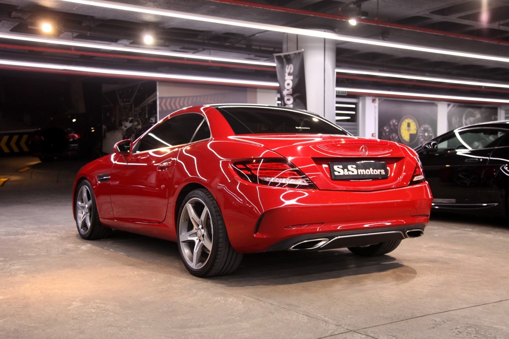 Mercedes Benz SLC 180 AMG
