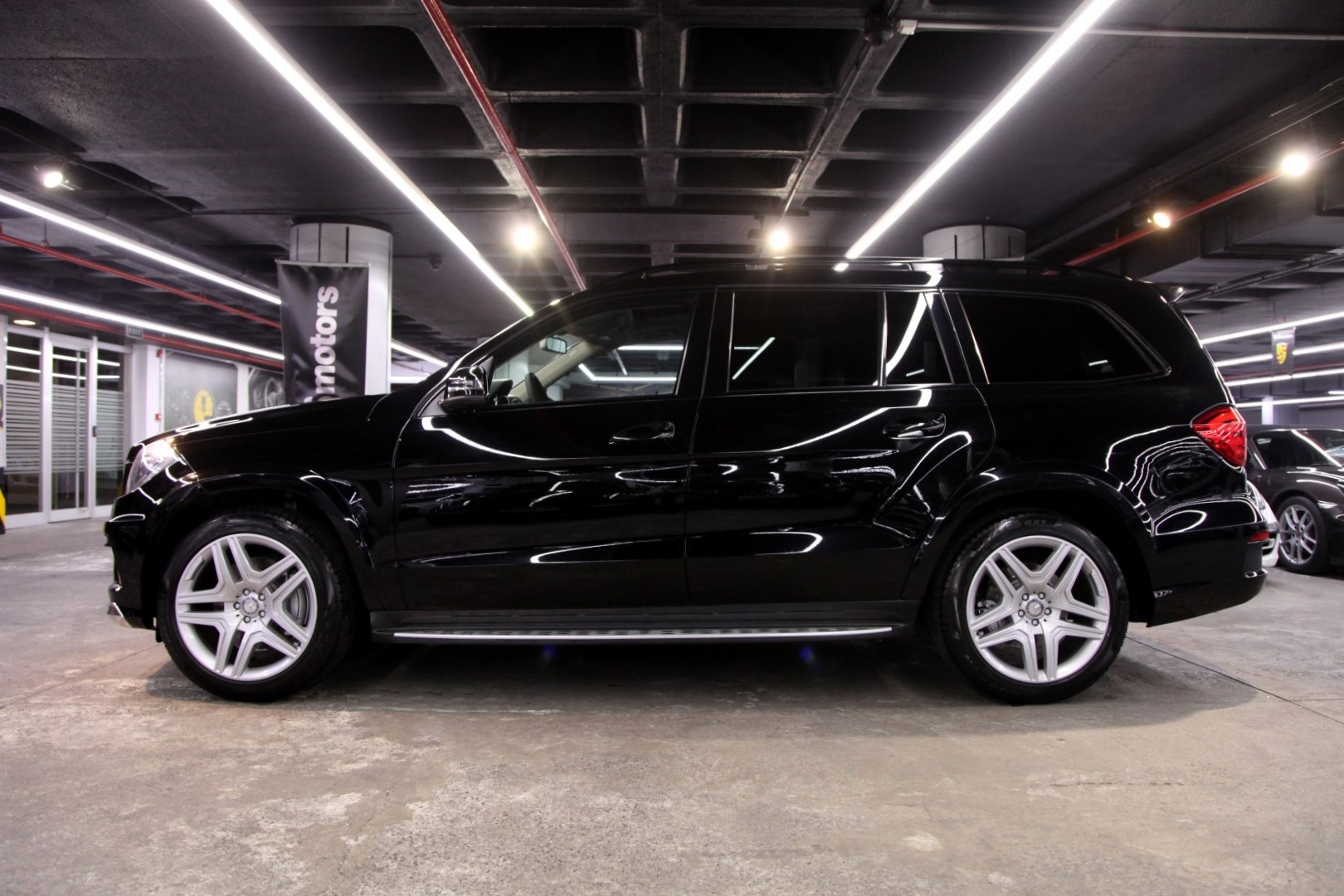 Mercedes Benz GL 350 Bluetec 4Matic AMG