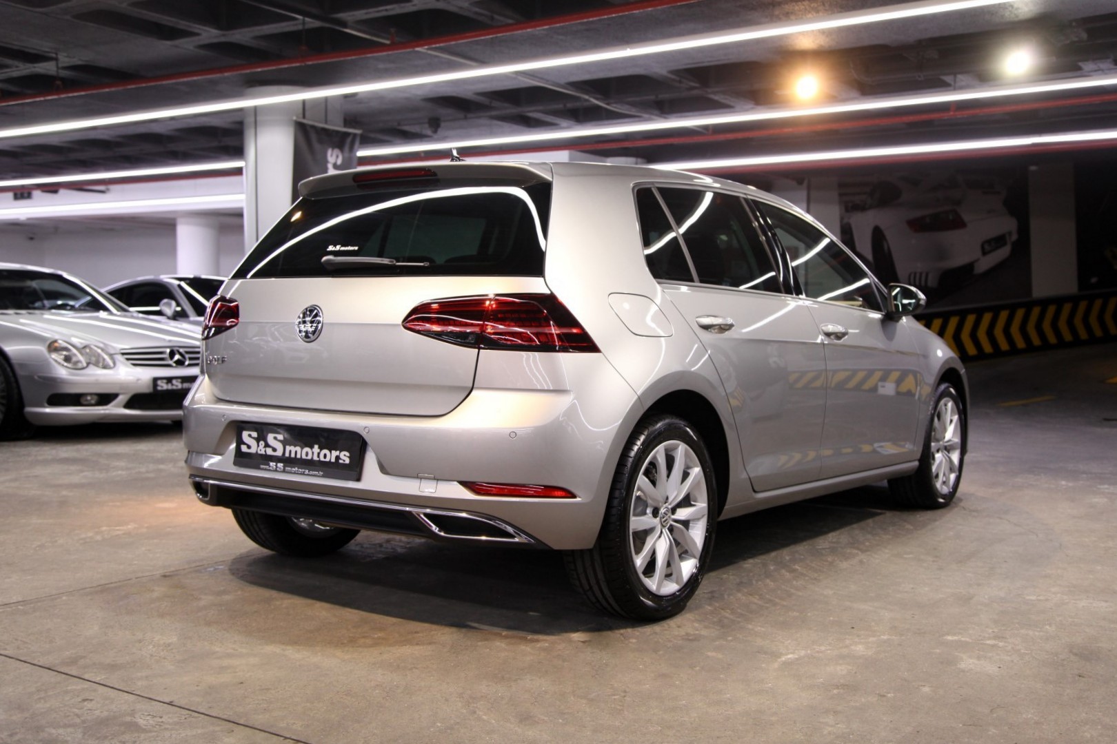 Volkswagen Golf 1.6 TDI Bluemotion Highline DSG