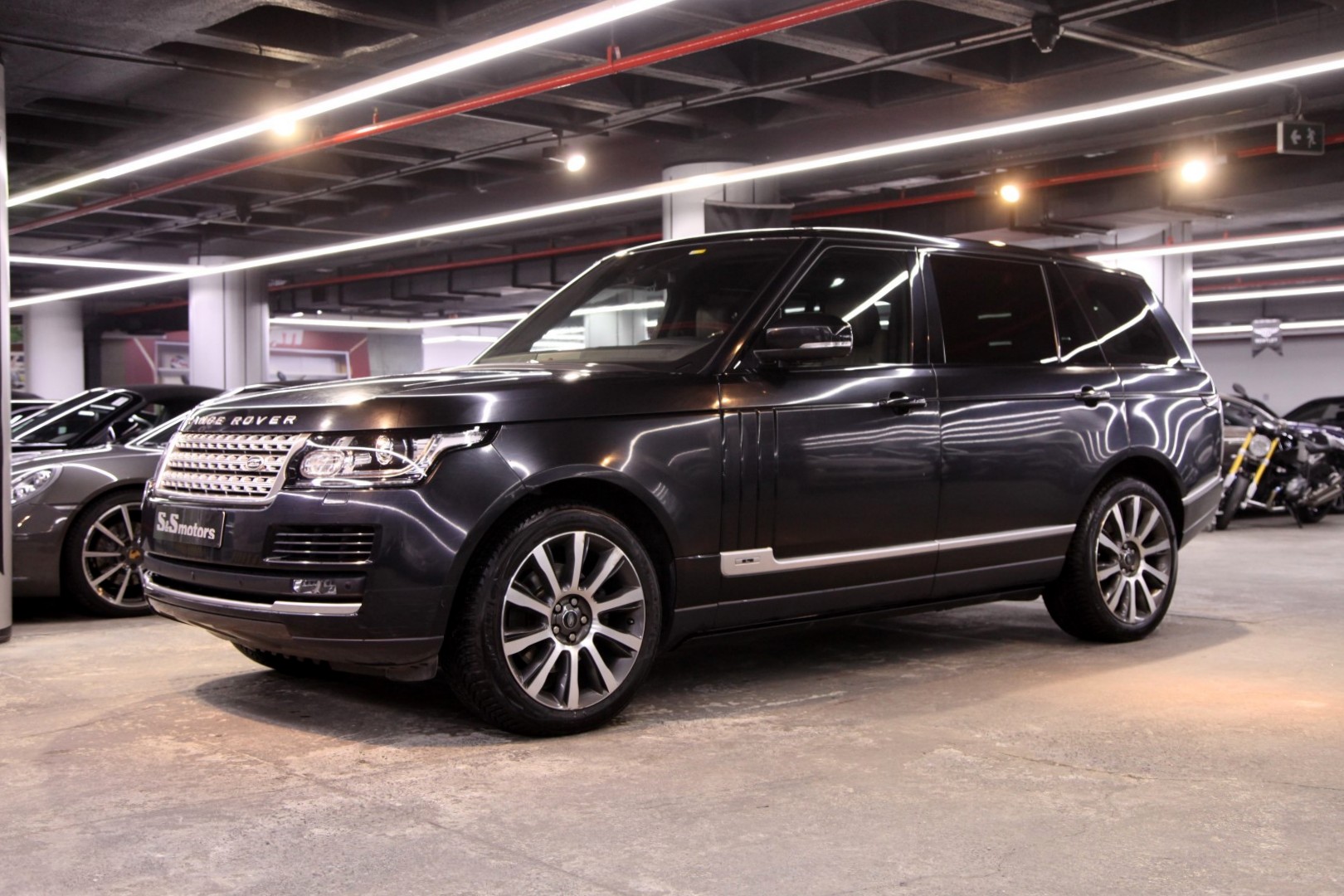 Land Rover Range Rover 3.0 TDV6 Vogue LWB