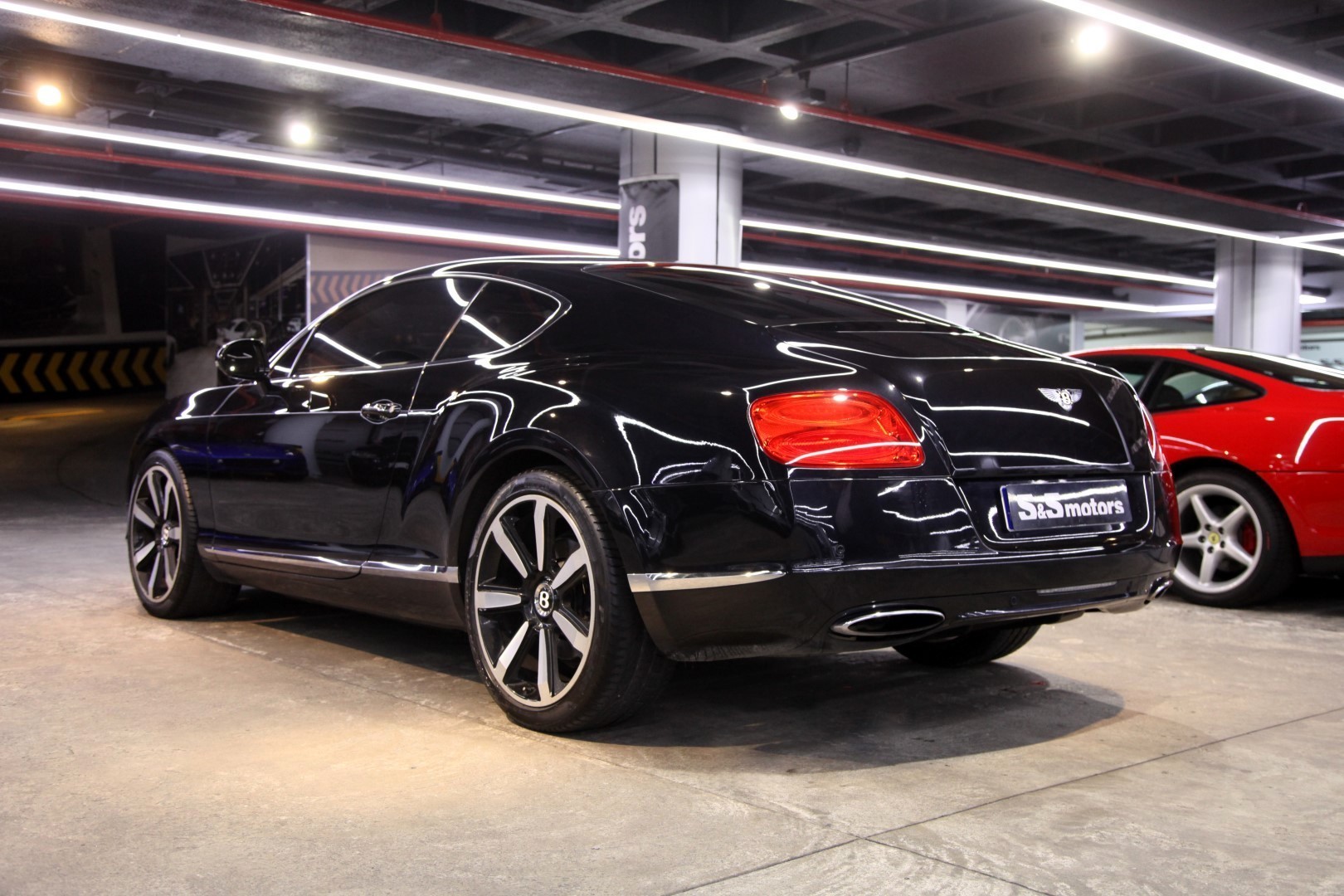 Bentley Continental GT V12