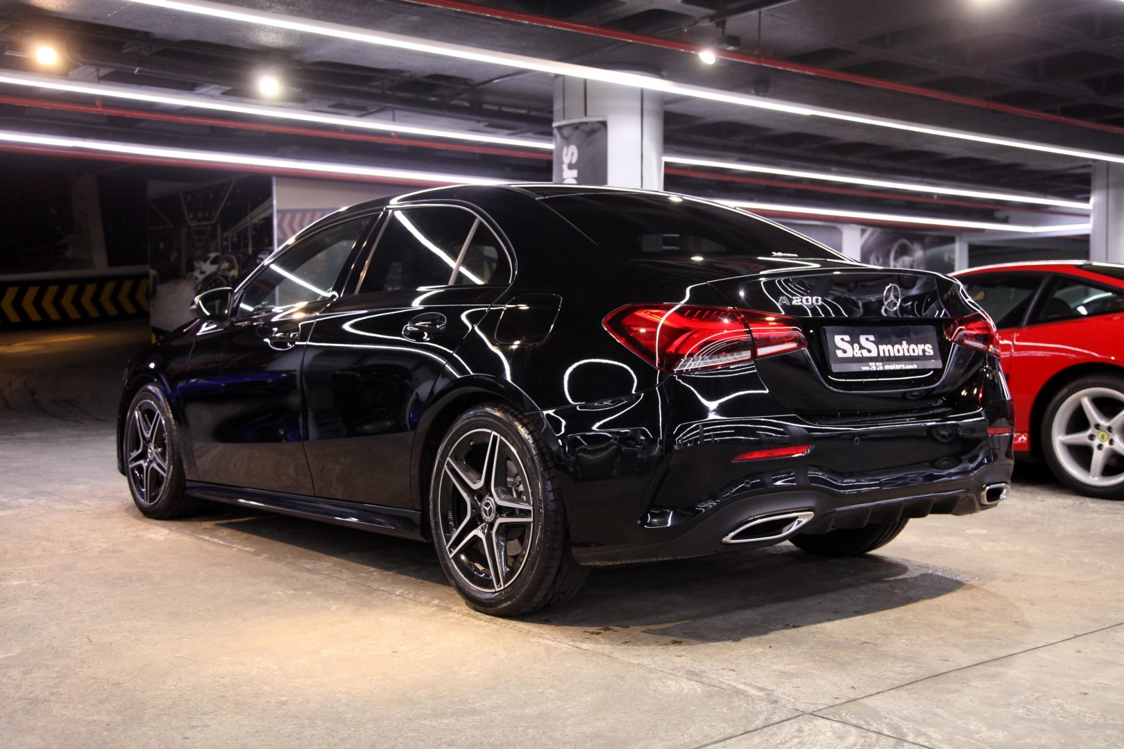 Mercedes Benz A 200 Sedan AMG