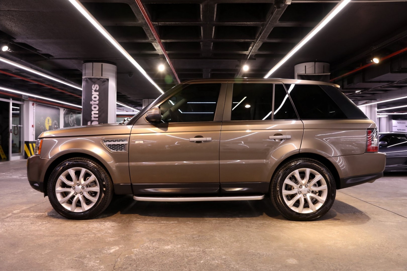 Land Rover Range Rover Sport 3.0 TDV6 HSE