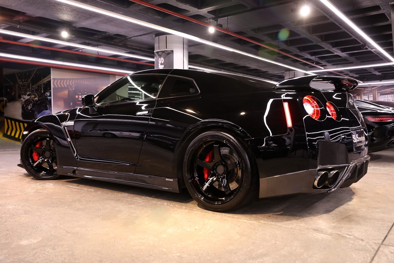 Nissan GT-R 35 Black Edition