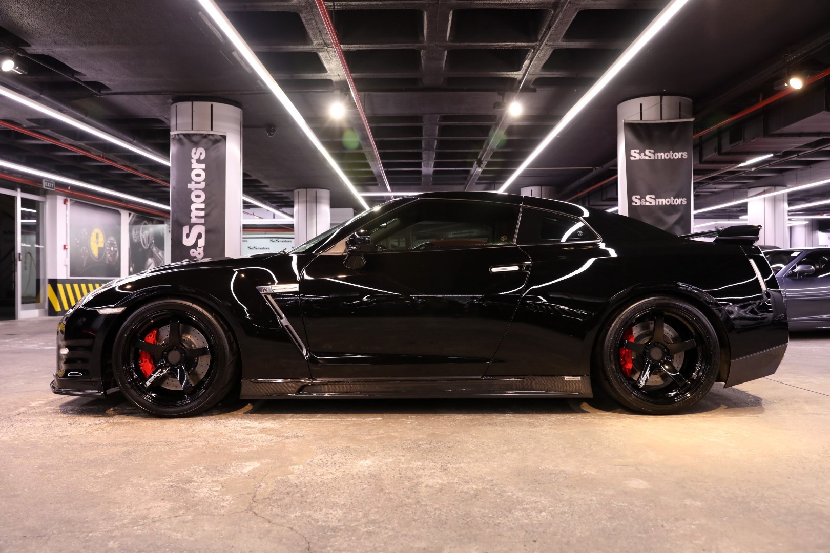 Nissan GT-R 35 Black Edition