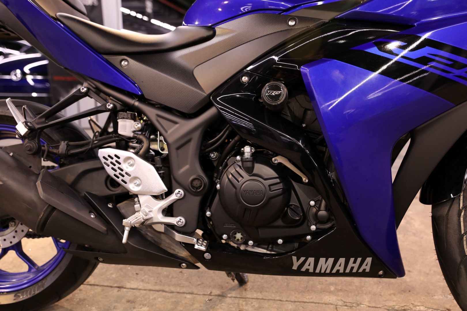 Yamaha YZF R25 ABS