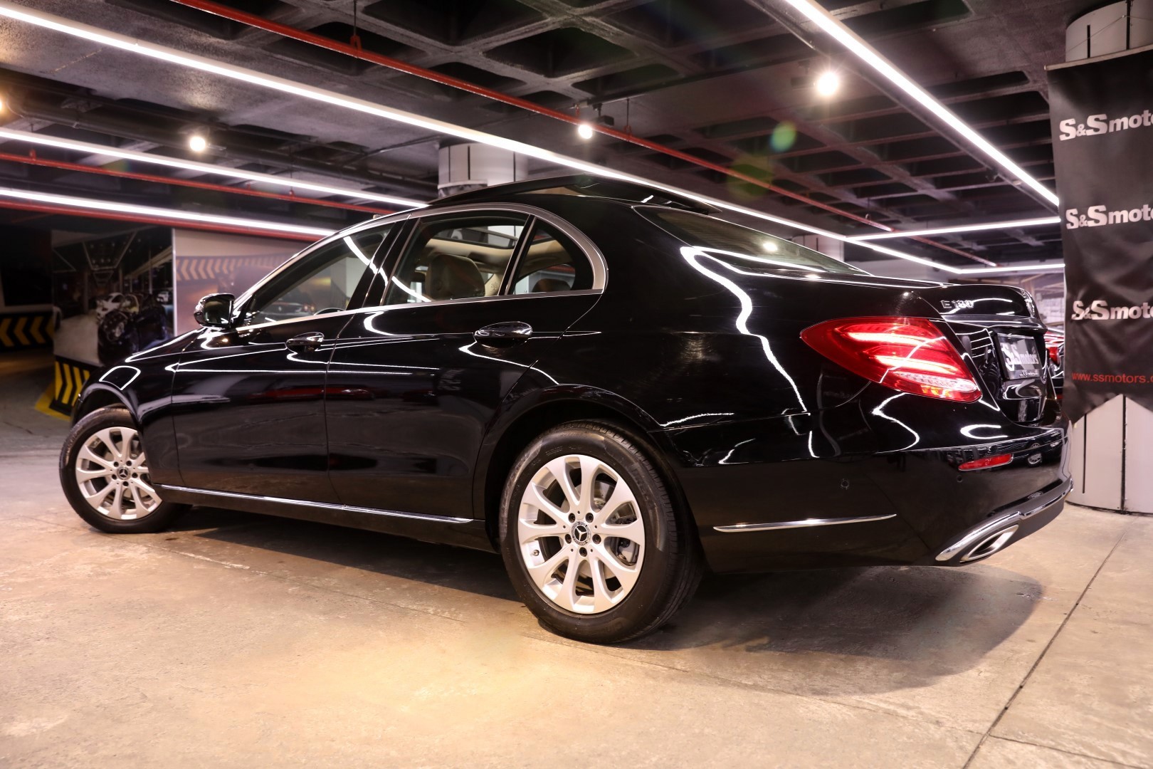 Mercedes Benz E 180 Exclusive