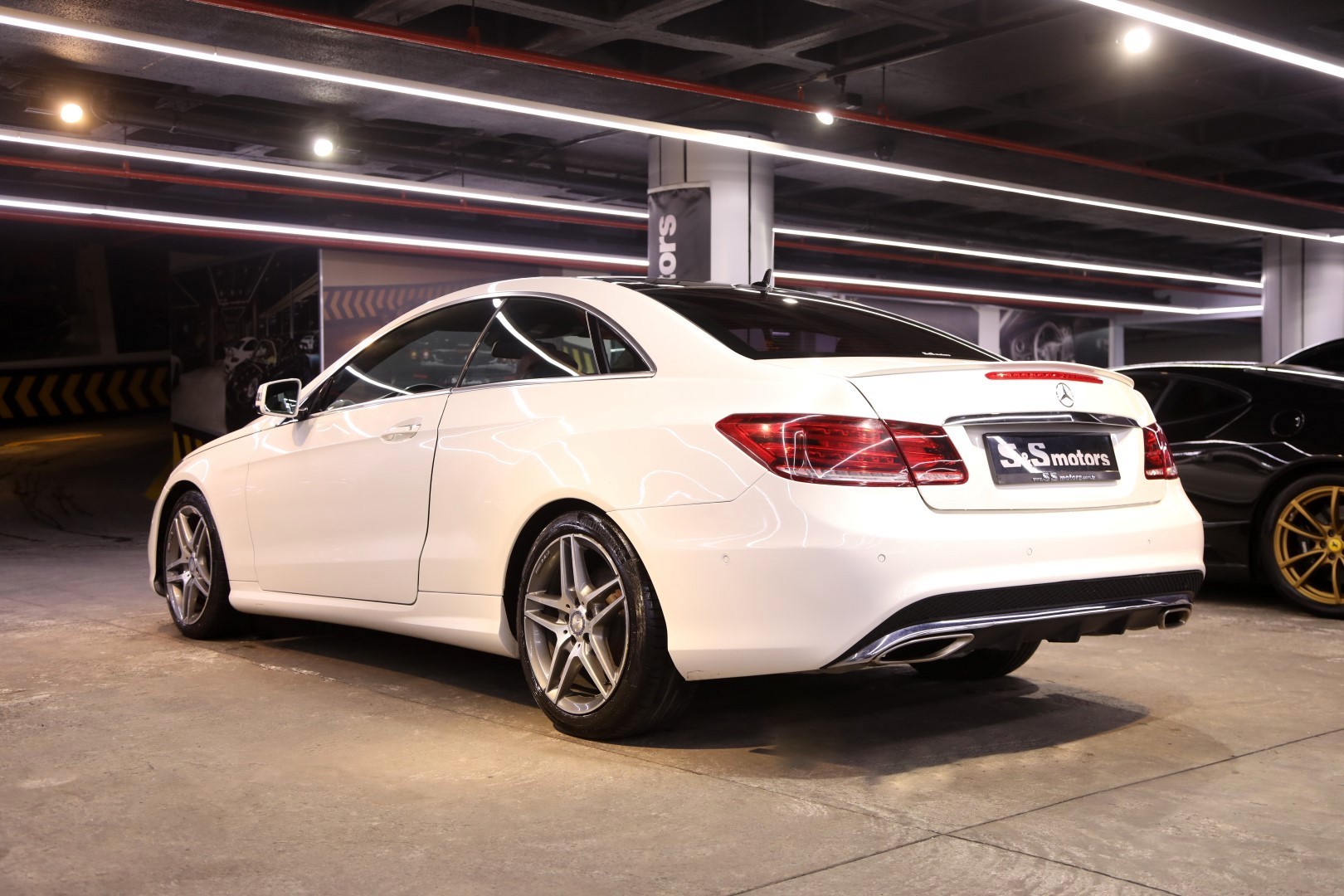 Mercedes Benz E 250 CGI Coupé AMG