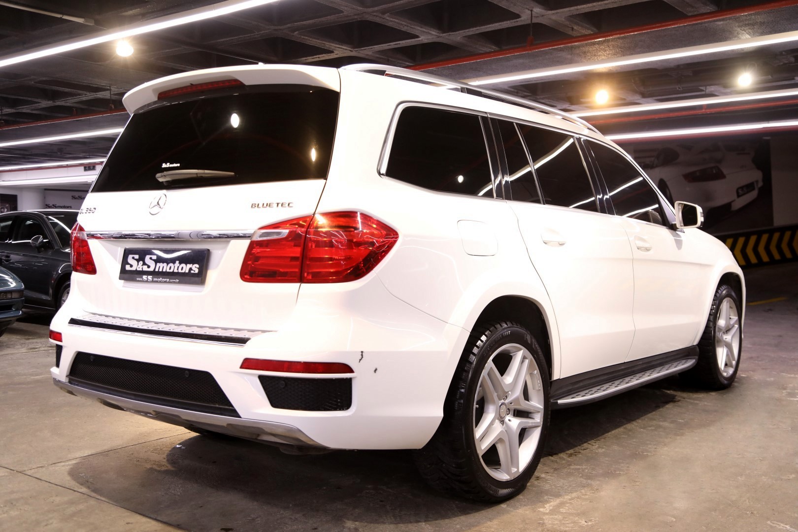 Mercedes Benz GL 350 Bluetec 4Matic AMG