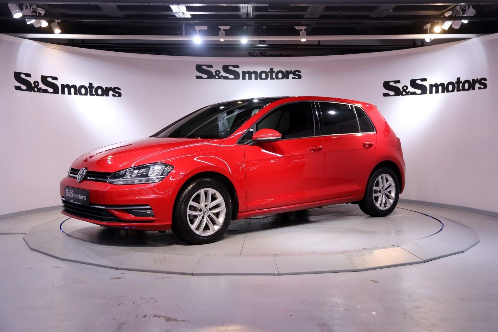 Volkswagen Golf 1.0 TSI Comfortline & DSG