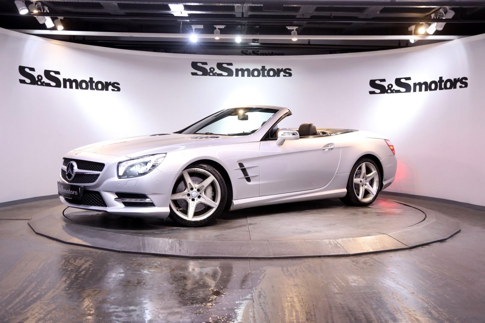 Mercedes Benz SL 350 AMG