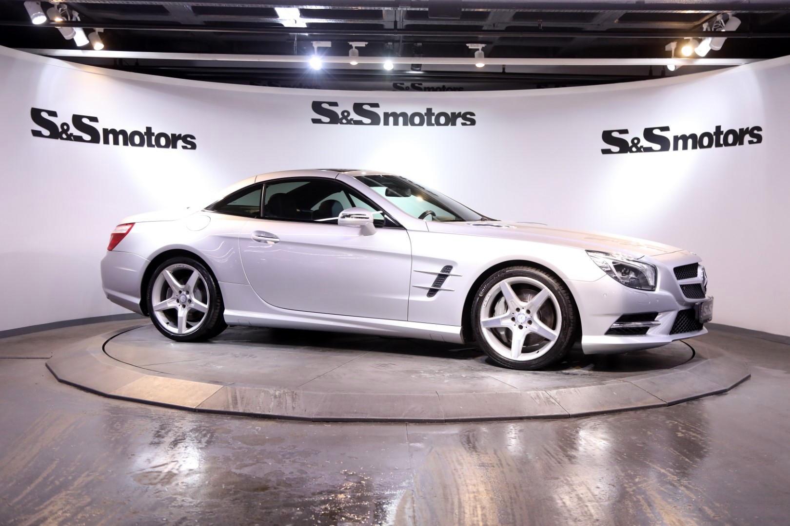 Mercedes Benz SL 350 AMG