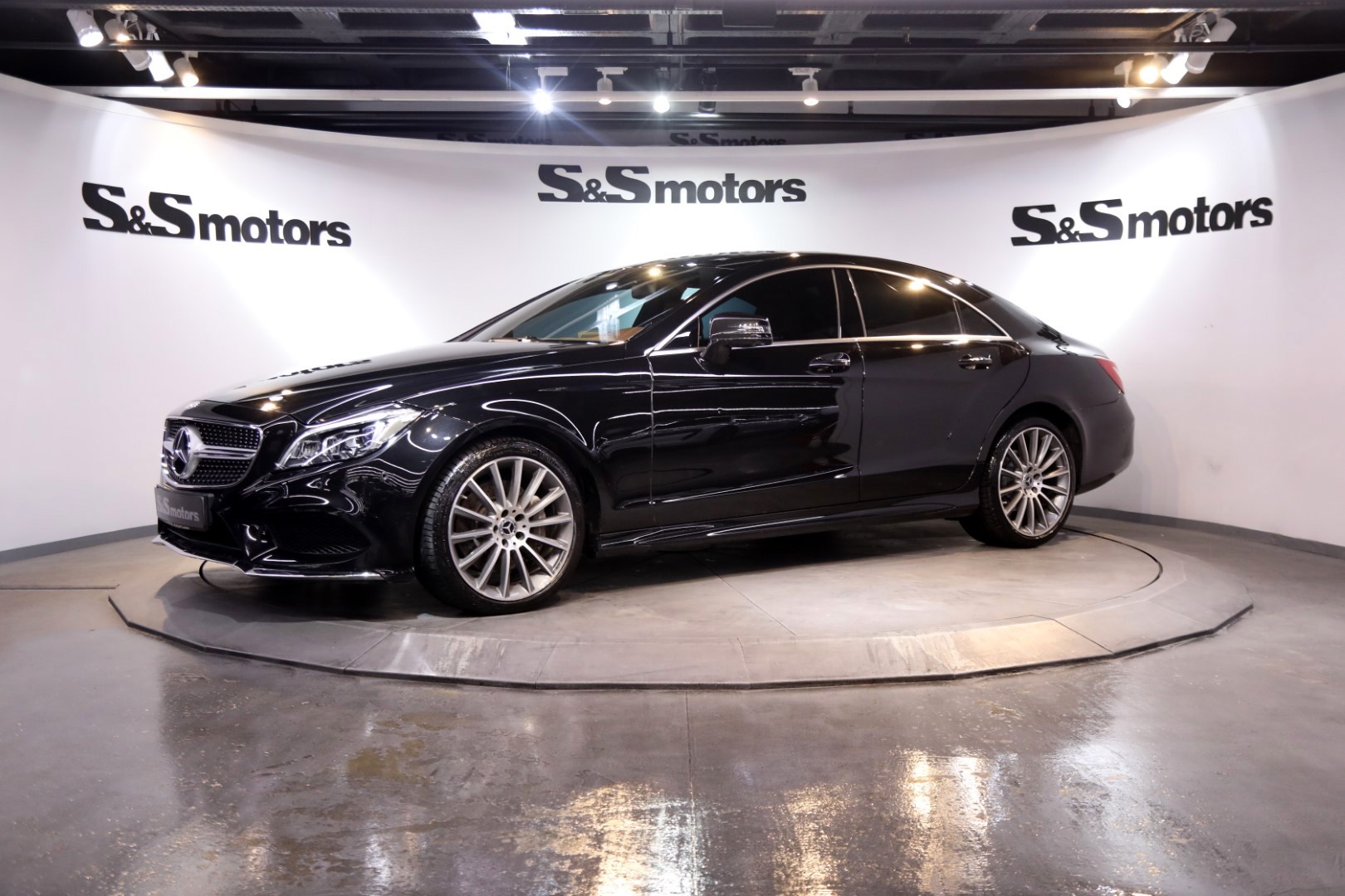 Mercedes Benz CLS 350d 4Matic AMG
