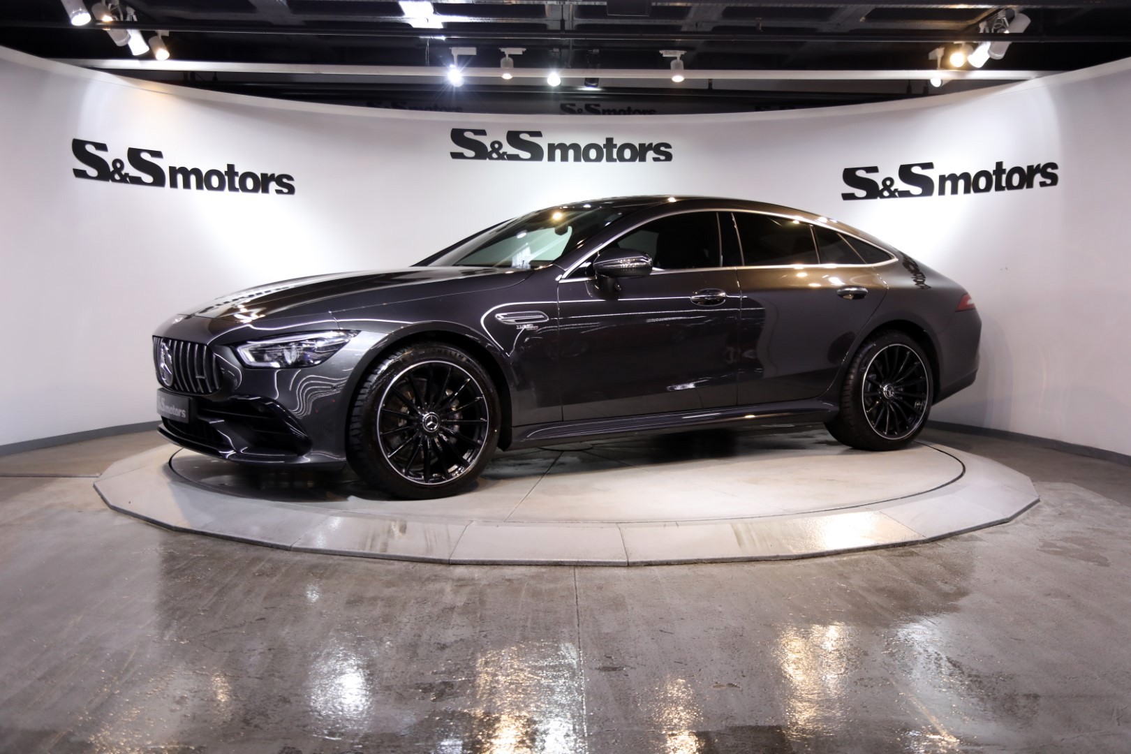 Mercedes Benz AMG GT 43 4Matic+