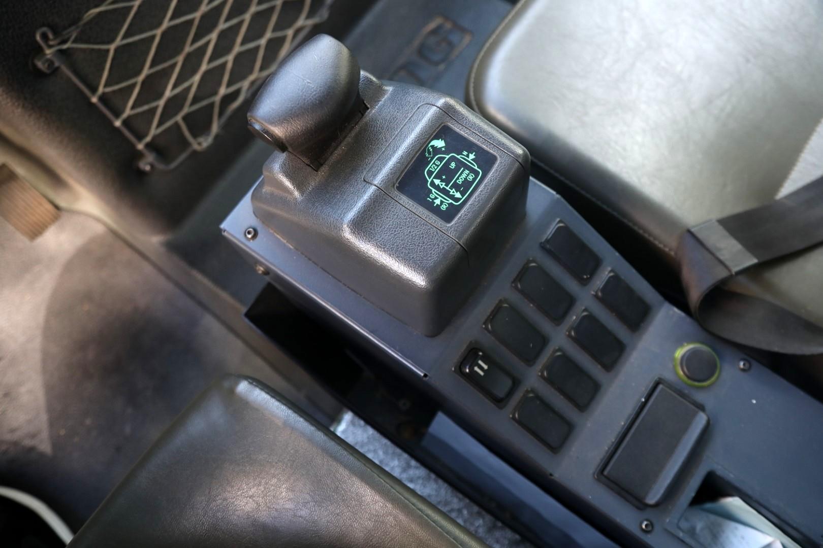 Mercedes Benz Unimog U4000