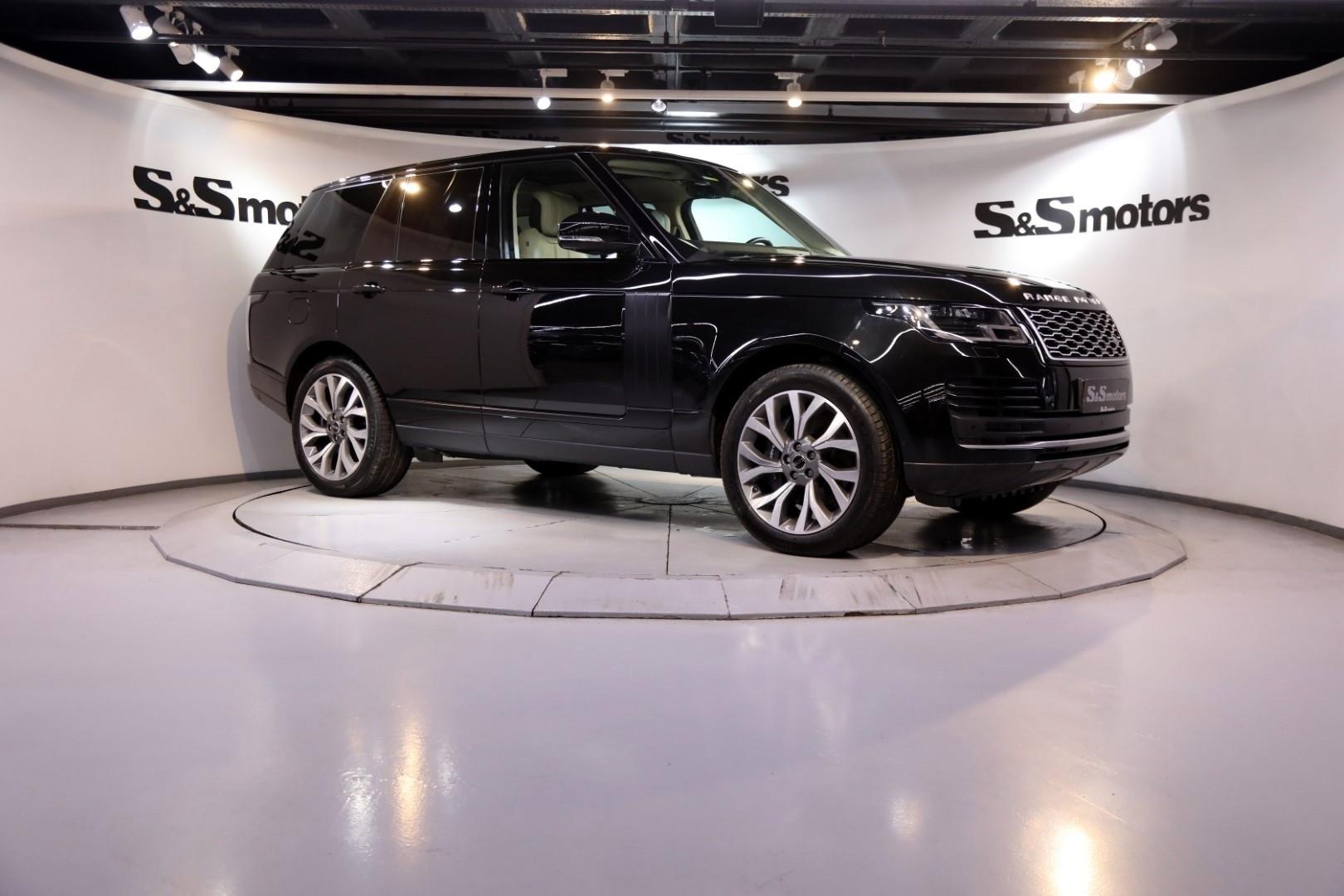 Land Rover Range Rover 2.0 P400e Hybrid Vogue