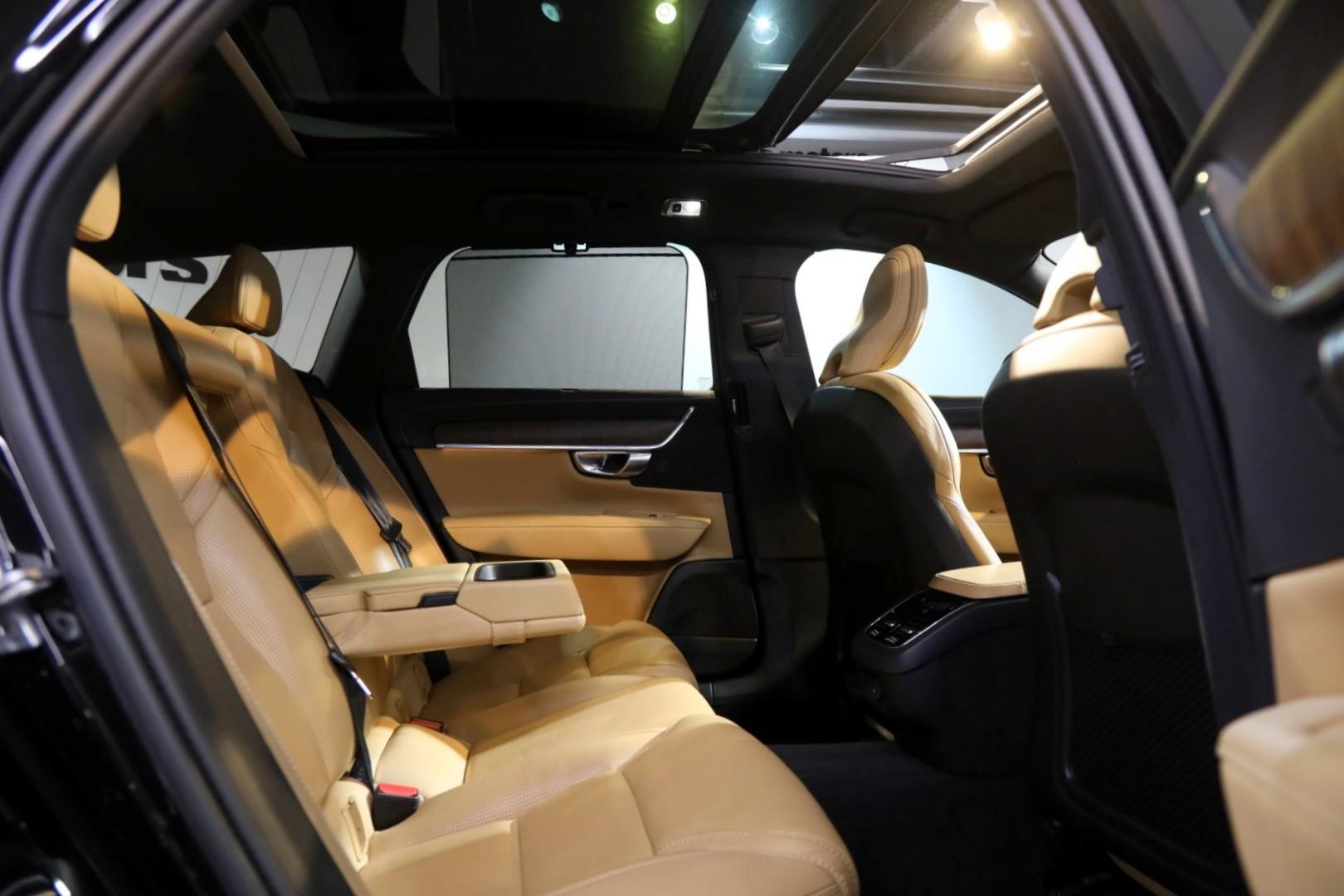 Volvo V90 Cross Country 2.0D B5 AWD Pro