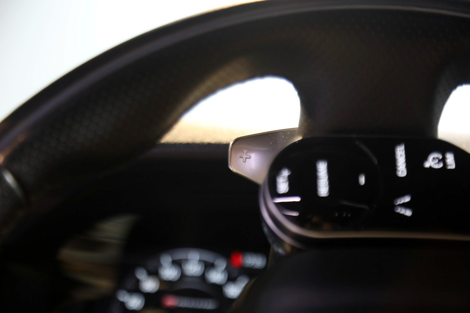 Land Rover Range Rover Velar 2.0 TD4 D180 AWD R-Dynamic S