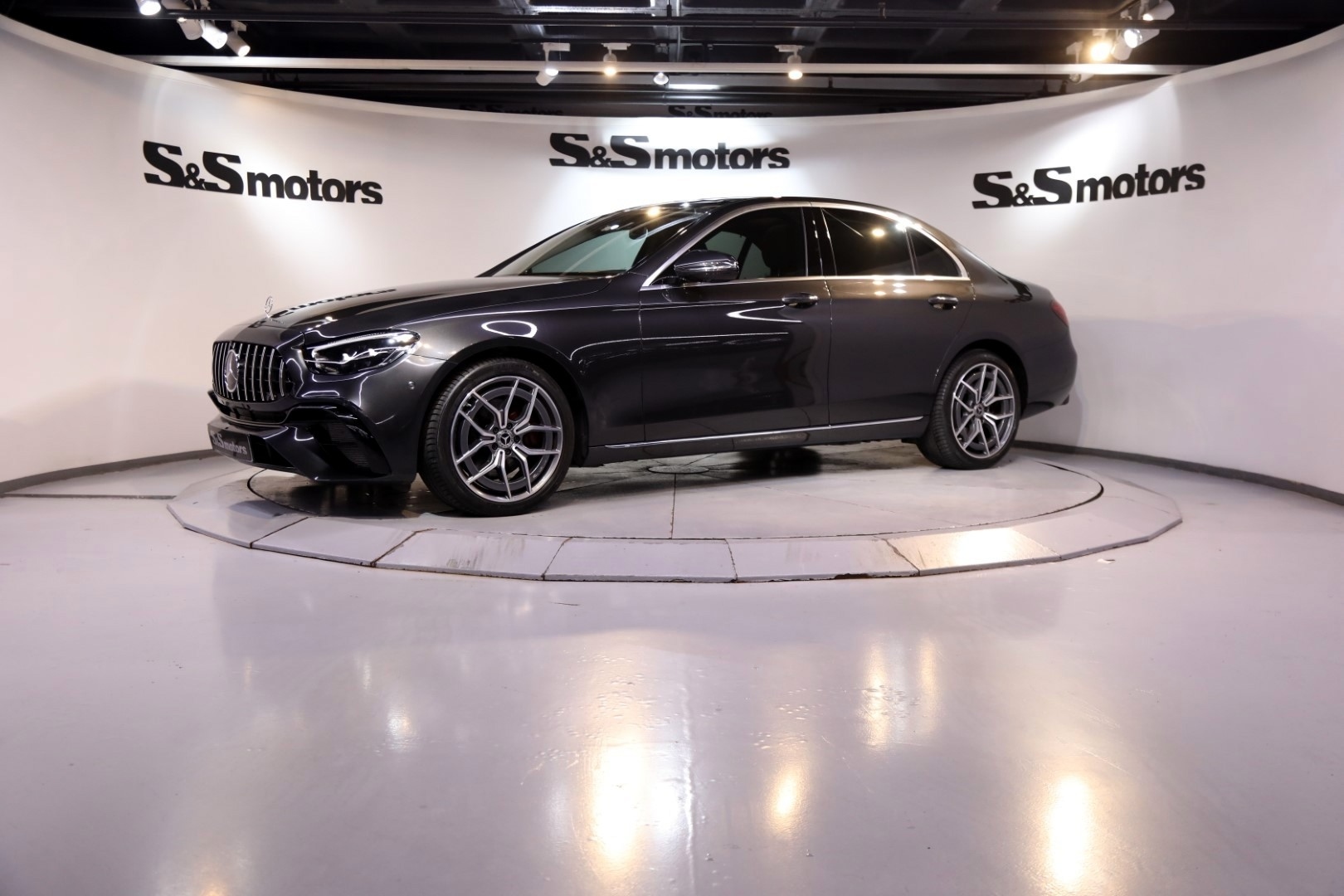 Mercedes Benz E 300d 4Matic Exclusive