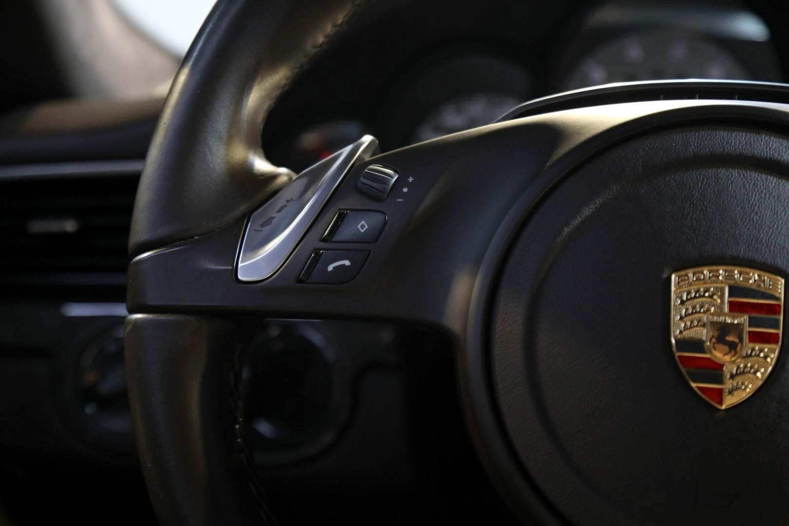 Porsche 911 Carrera 4S