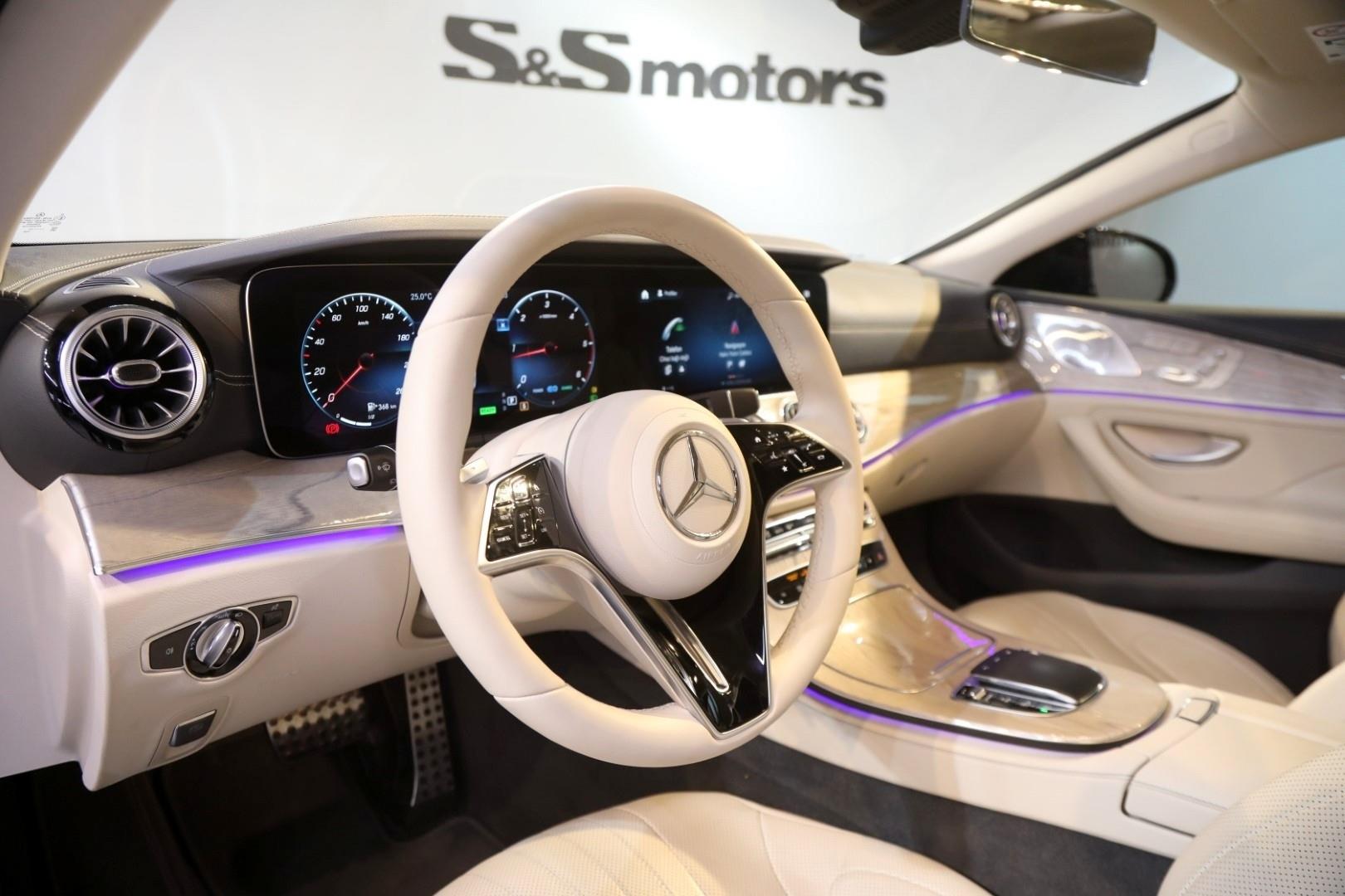 Mercedes Benz CLS 300d 4Matic AMG