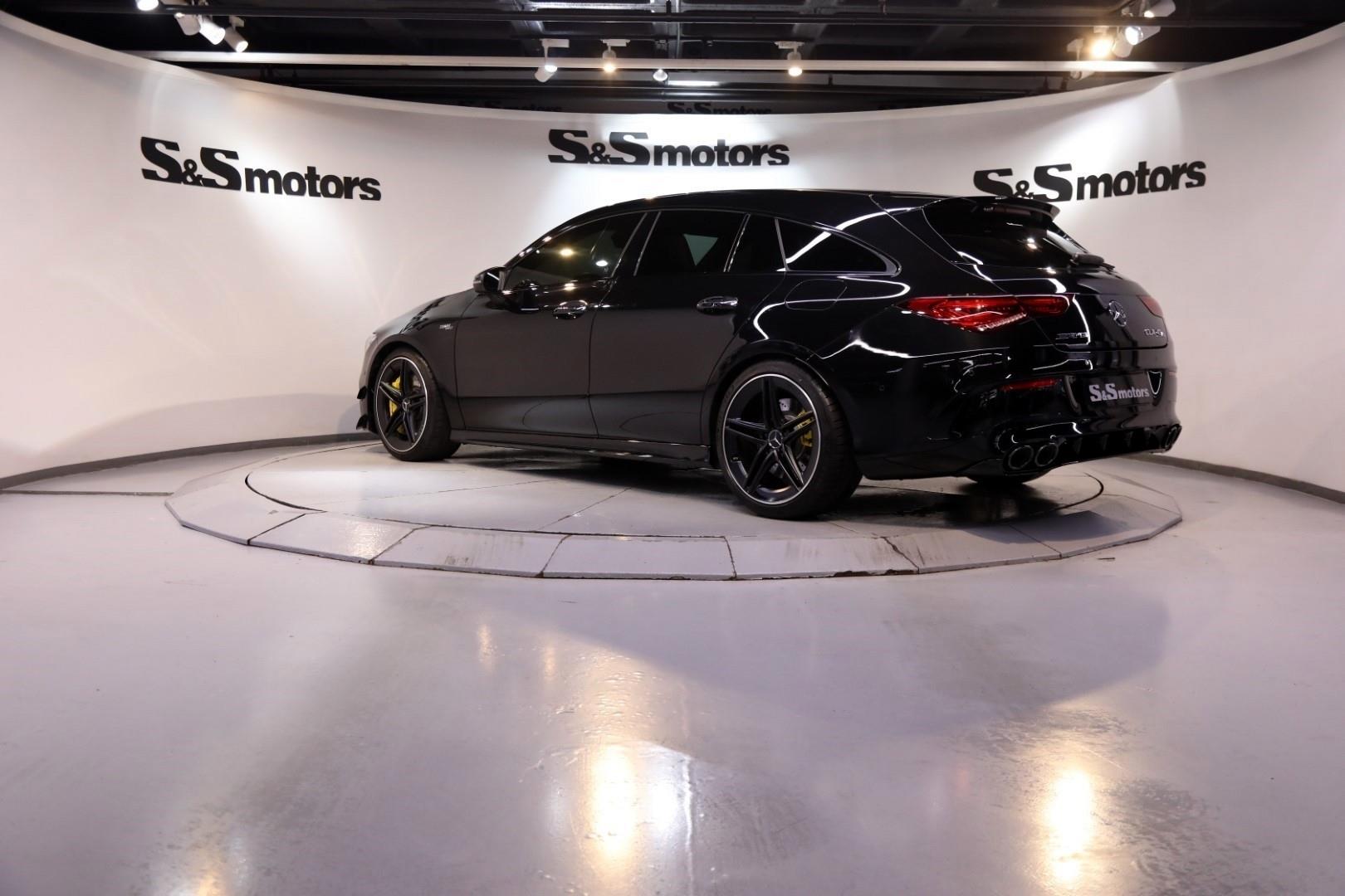 Mercedes Benz CLA 45 S 4Matic+ Shooting Brake AMG