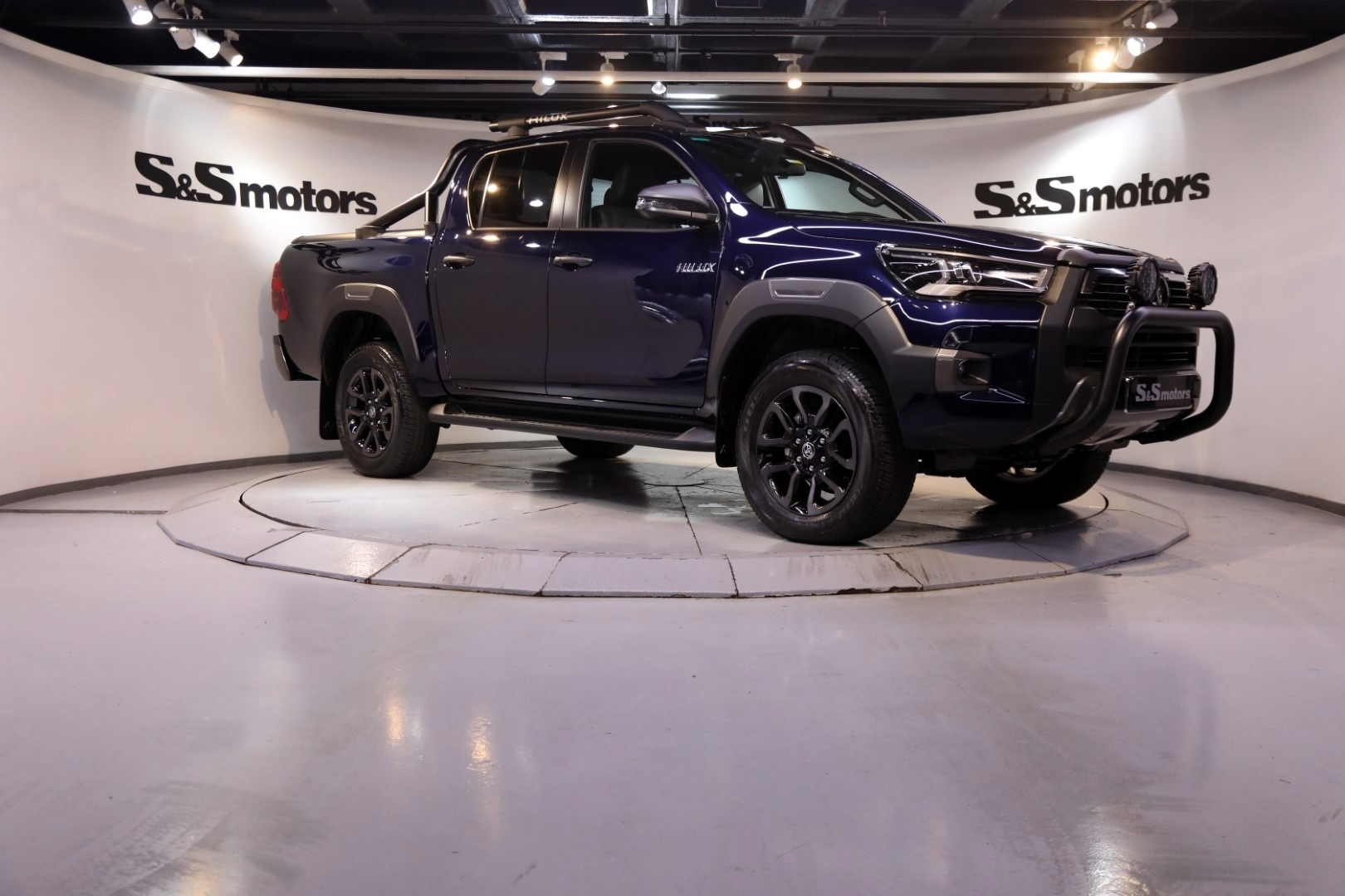 Toyota Hilux Invincible 2.4 4x4