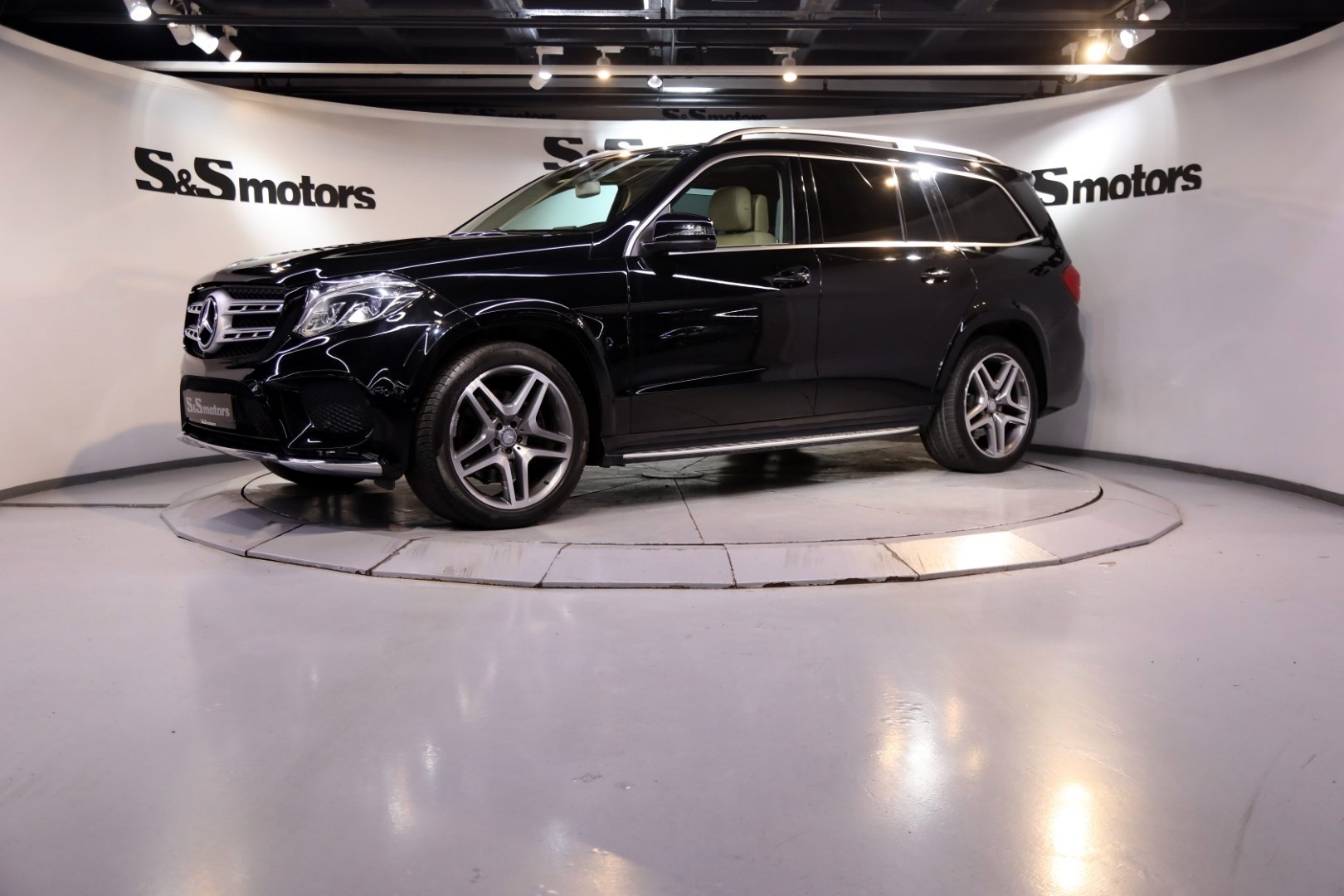 Mercedes Benz GLS 350d 4Matic AMG