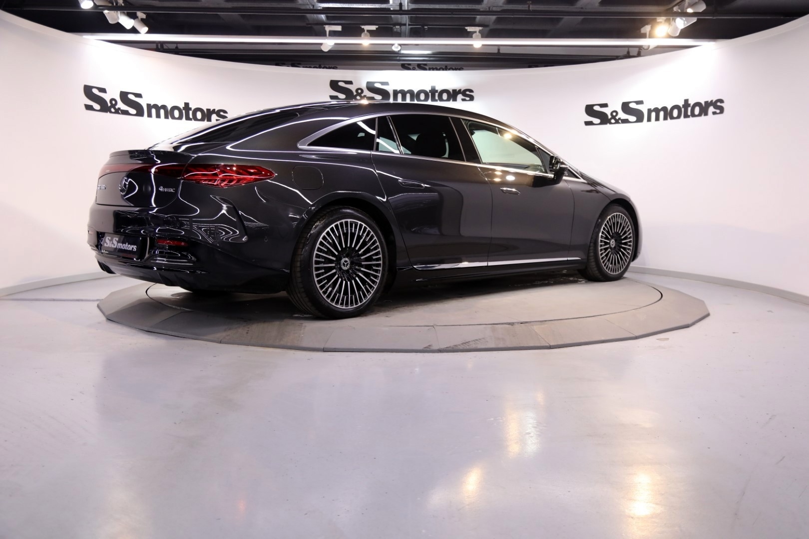 Mercedes Benz EQS 580 4Matic Heritage Edition