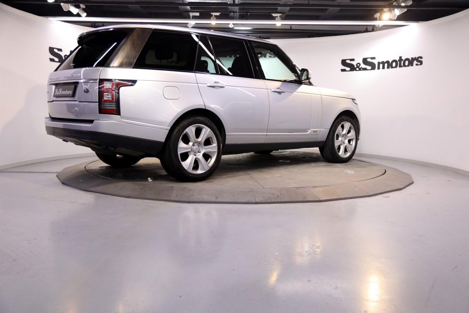 Land Rover Range Rover 3.0 SDV6 Vogue Hybrid