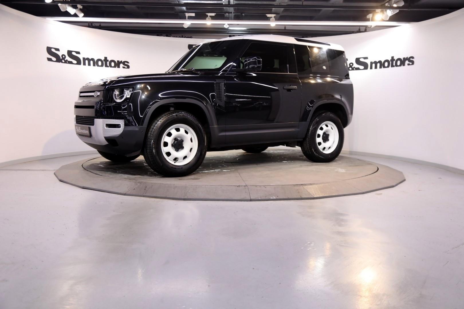 Land Rover Defender 90 2.0 P300 AWD