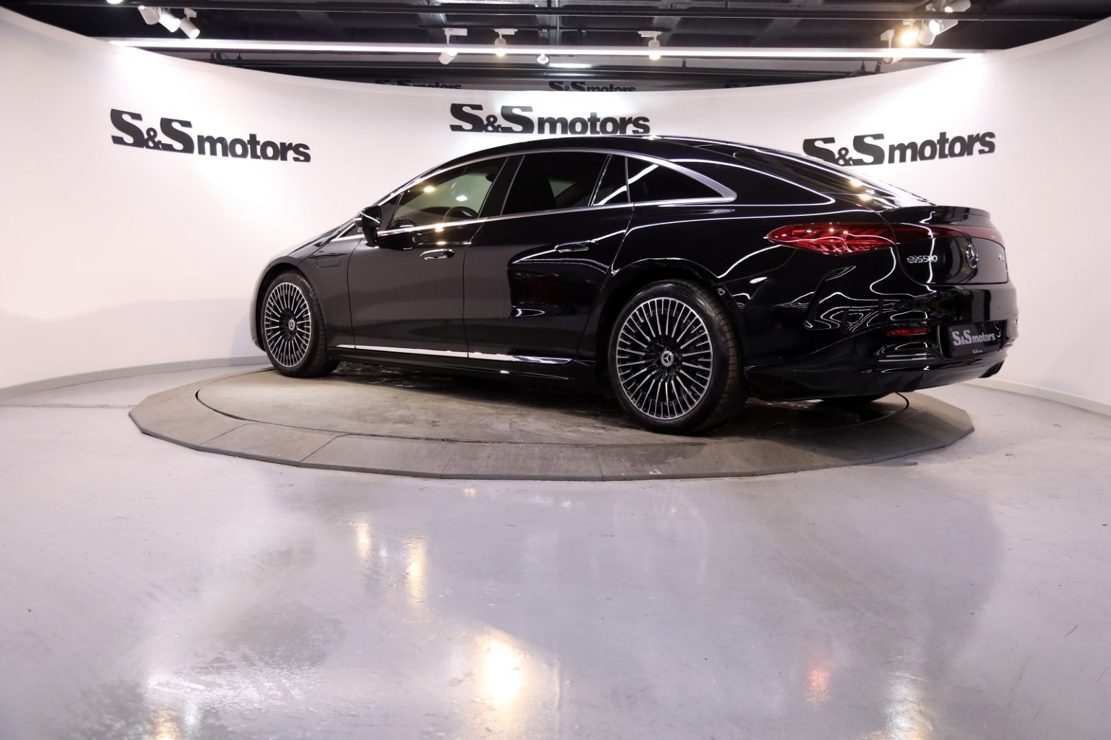 Mercedes Benz EQS 580 4Matic Heritage Edition