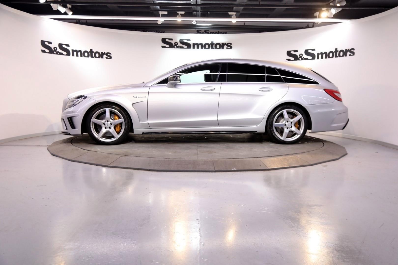 Mercedes Benz CLS 63 AMG Shooting Brake
