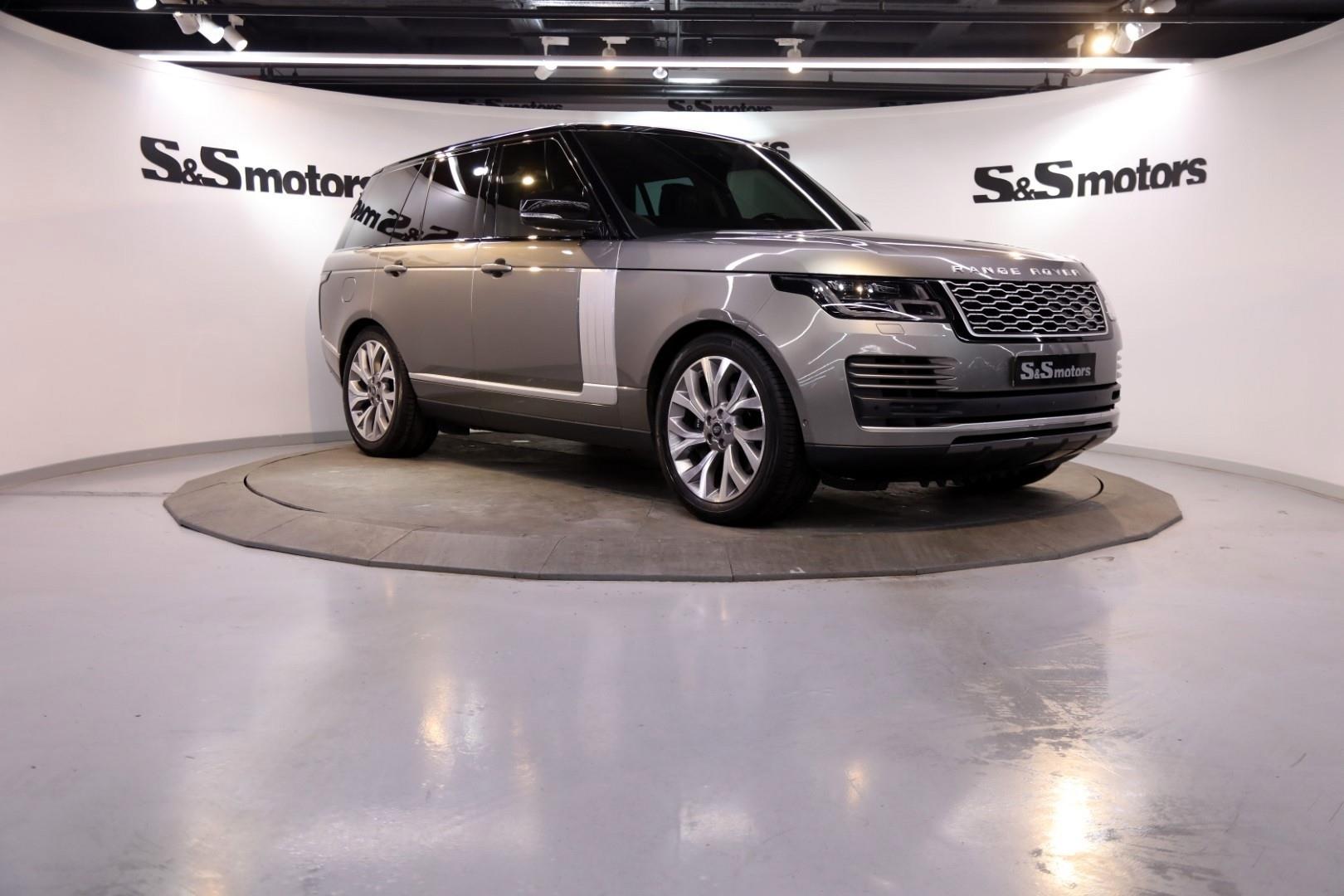 Land Rover Range Rover 2.0 P400e Hybrid Vogue