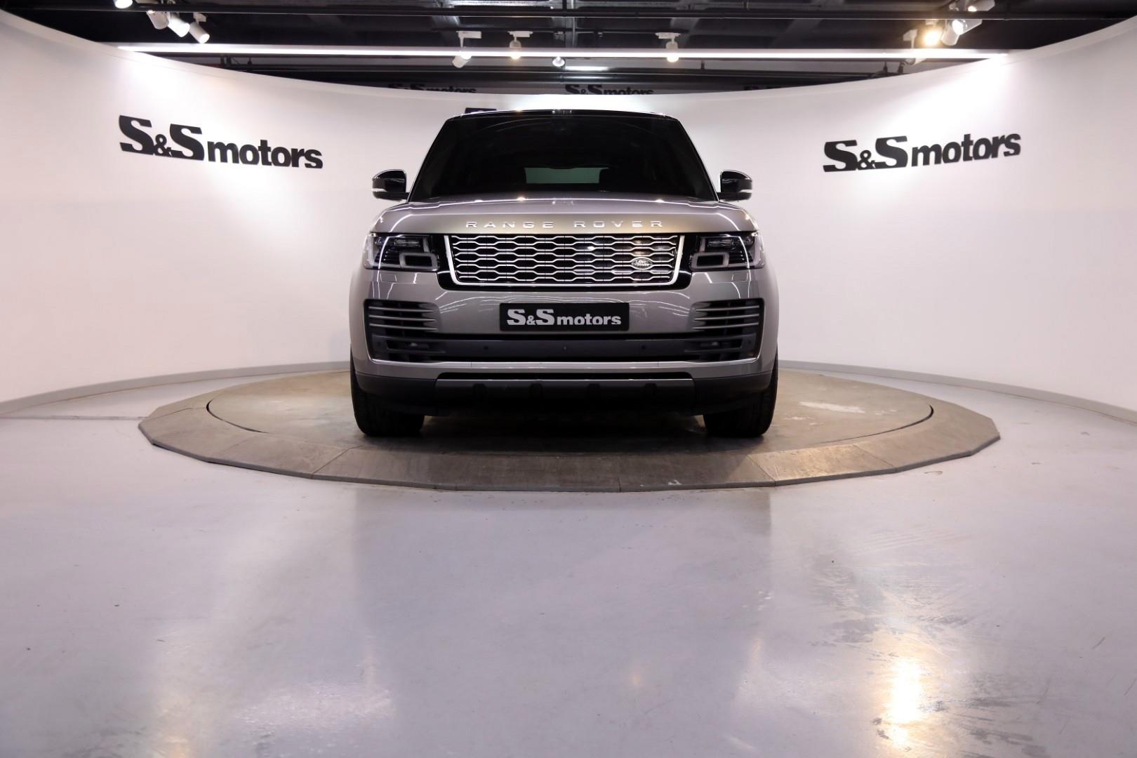 Land Rover Range Rover 2.0 P400e Hybrid Vogue