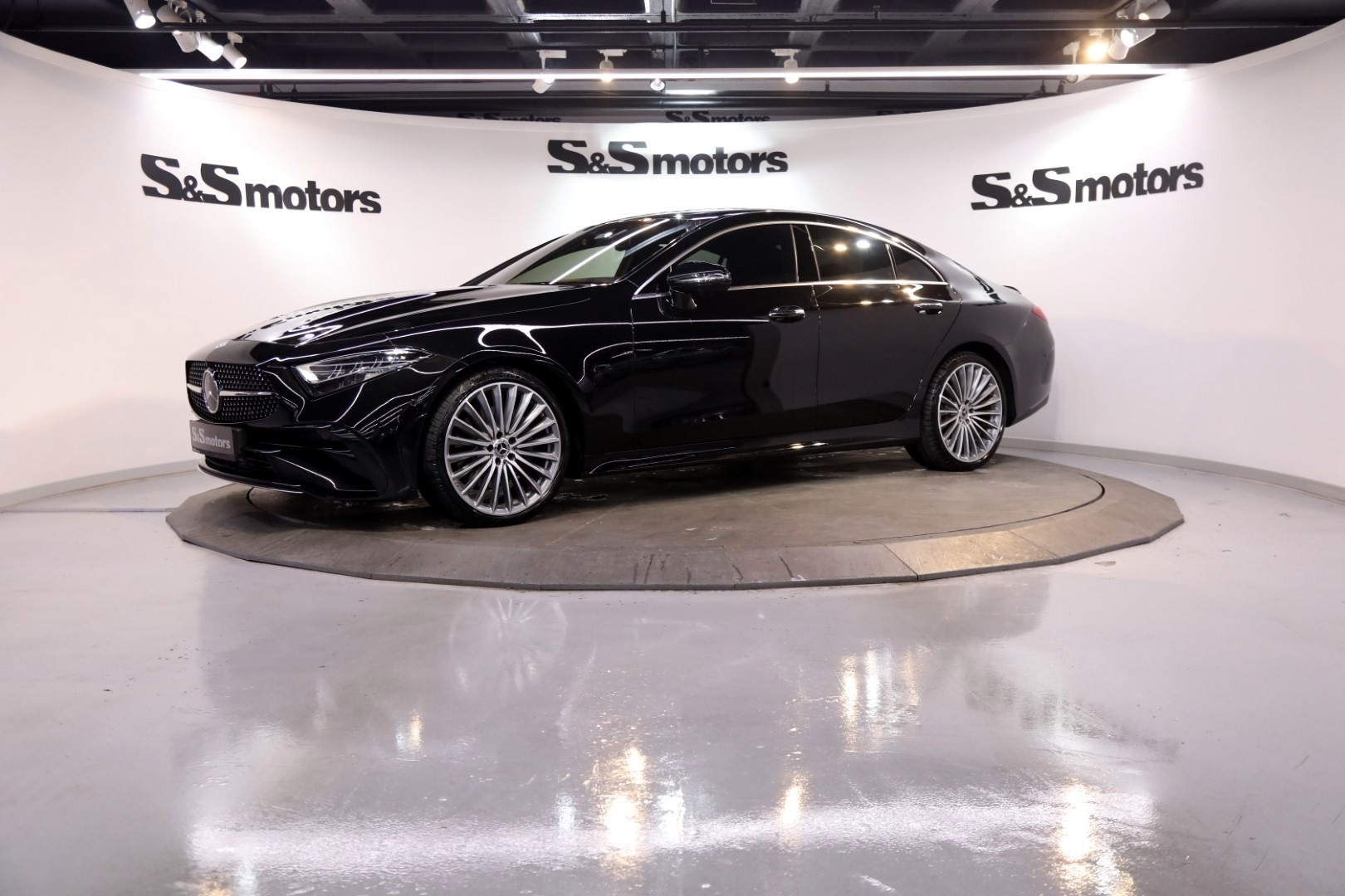 Mercedes Benz CLS 300d 4Matic AMG