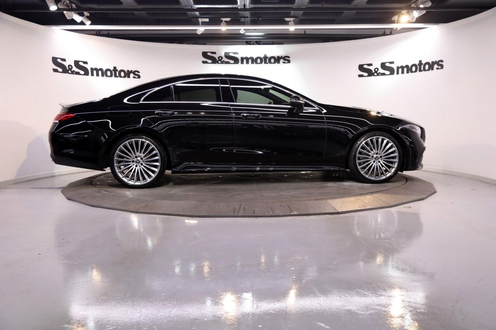 Mercedes Benz CLS 300d 4Matic AMG