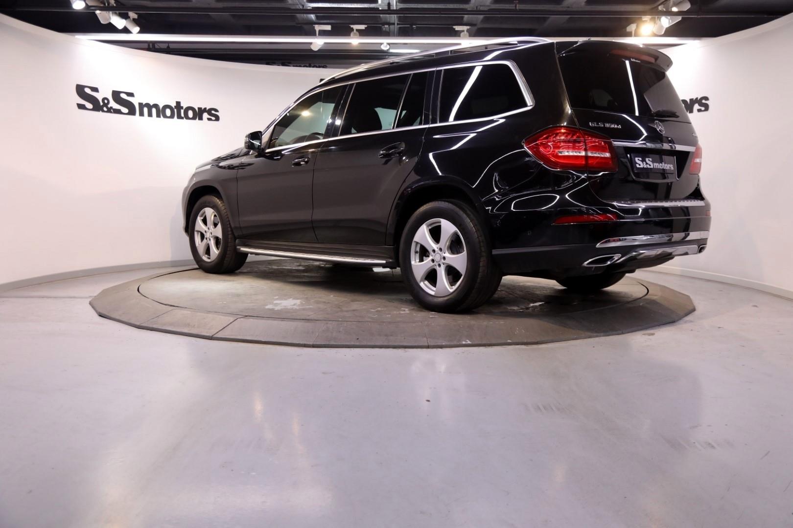 Mercedes Benz GLS 350d 4Matic